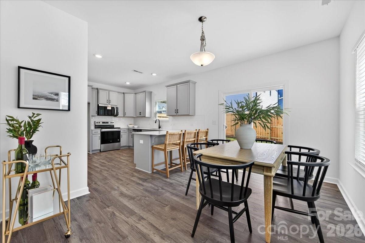 2028 Mandarin Boulevard, Charlotte, NC - photo 9 of 31