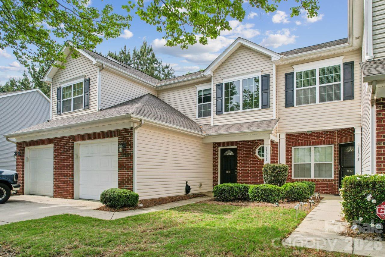 11961 Stratfield Place Circle, Pineville, NC