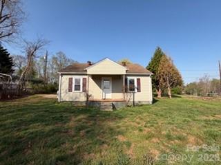 123 Stonewood Road, Elkin, NC