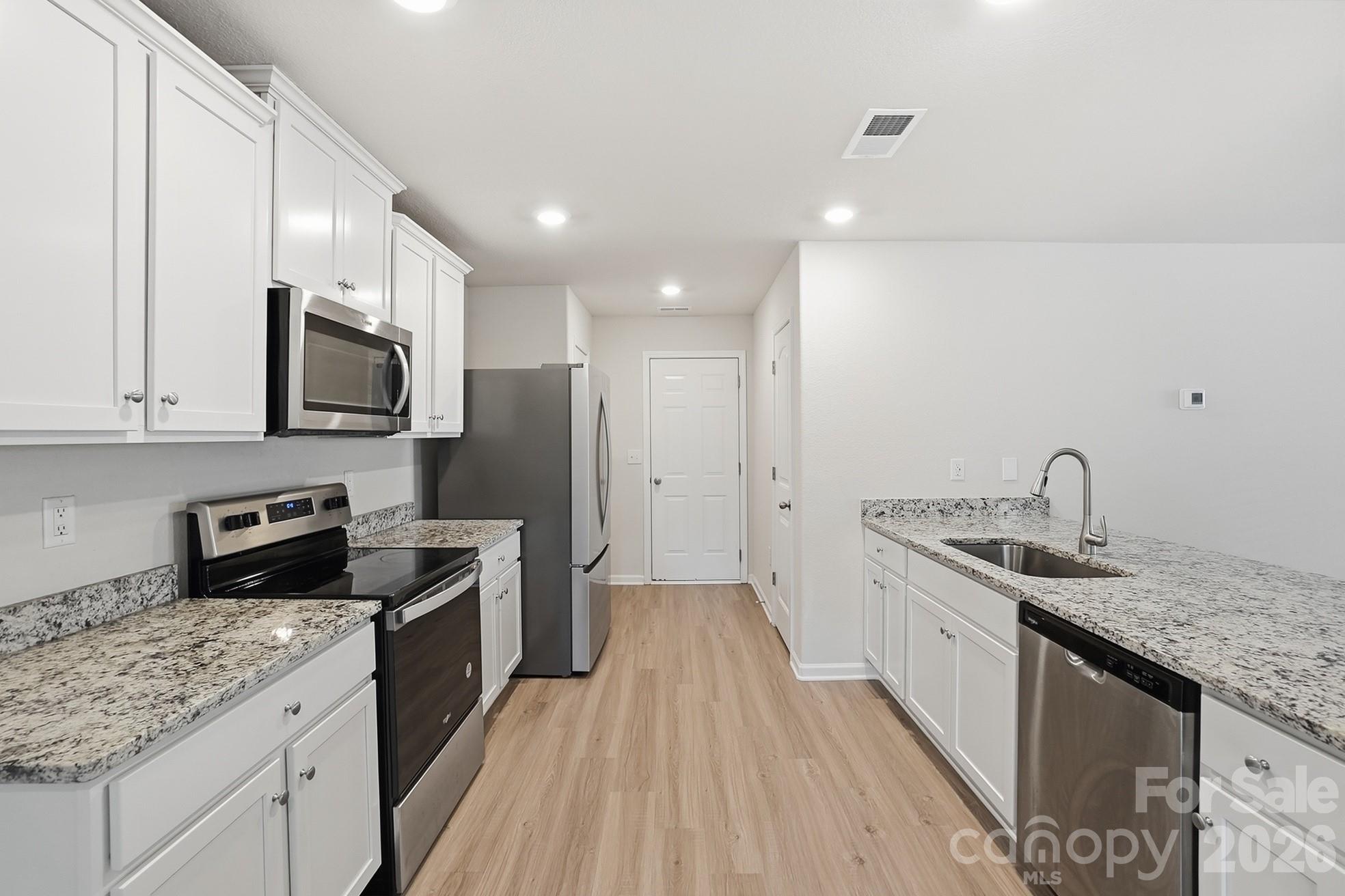 Photo 7 of 509 Hawley Street, Charlotte, NC