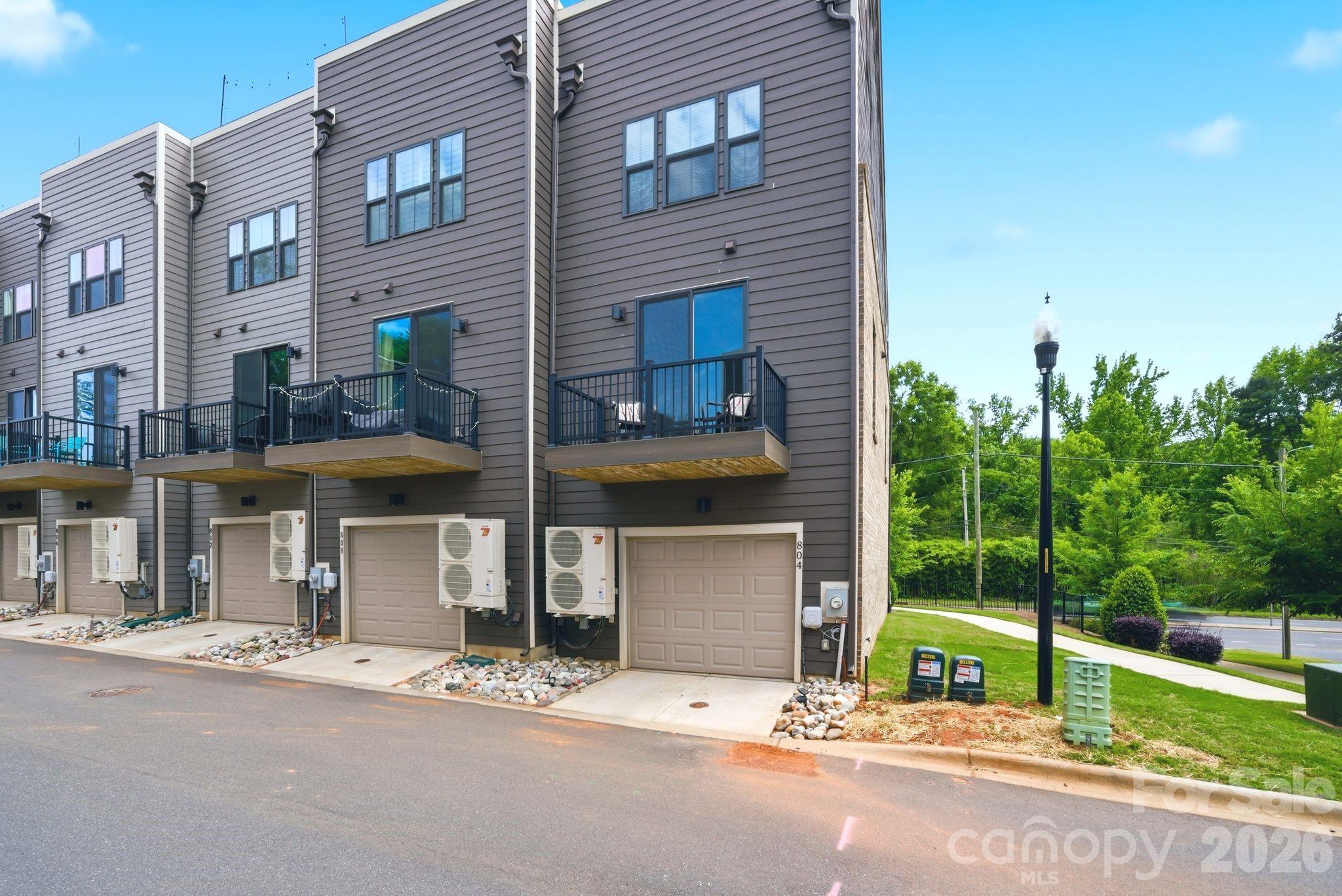 Photo 27 of 804 Broad River Lane, Charlotte, NC