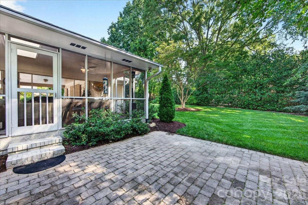 Photo 44 of 1128 Court Drive, Charlotte, NC