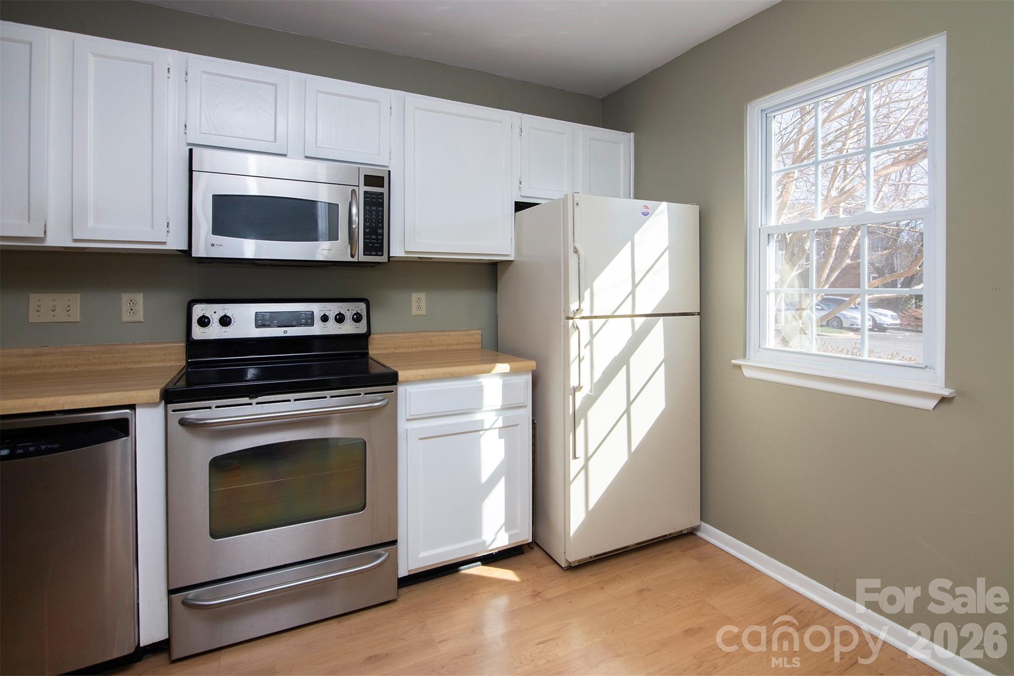 Photo 9 of 6116 Heath Ridge CourtH, Charlotte, NC