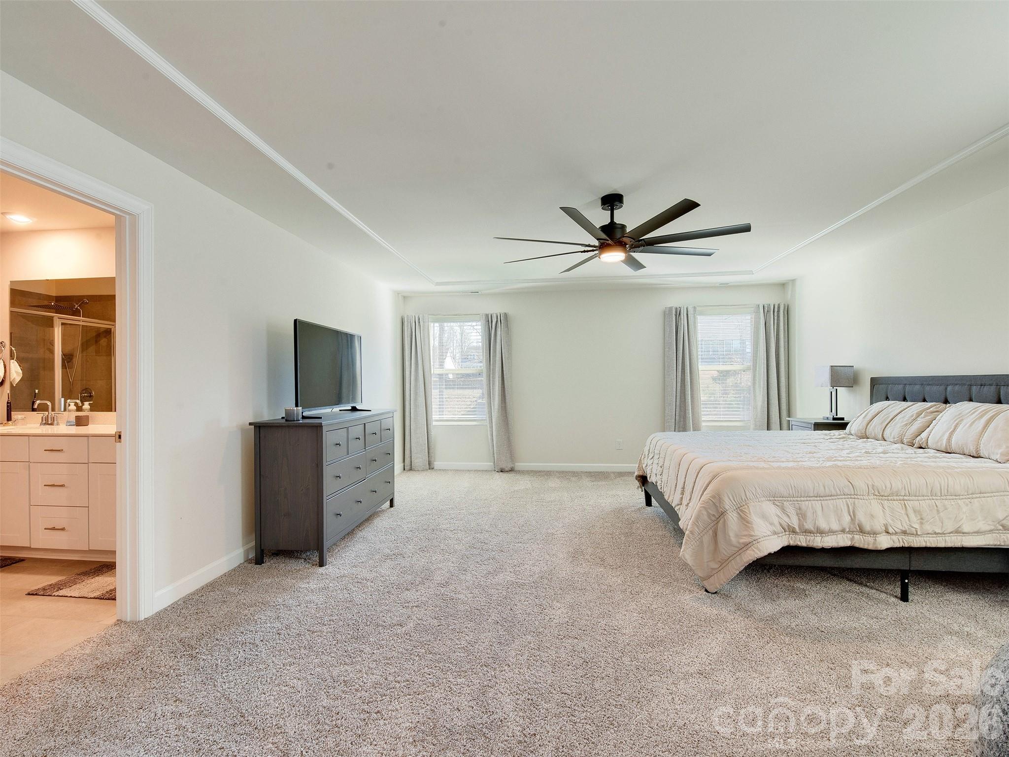 Photo 19 of 4009 Woodland View Drive, Charlotte, NC