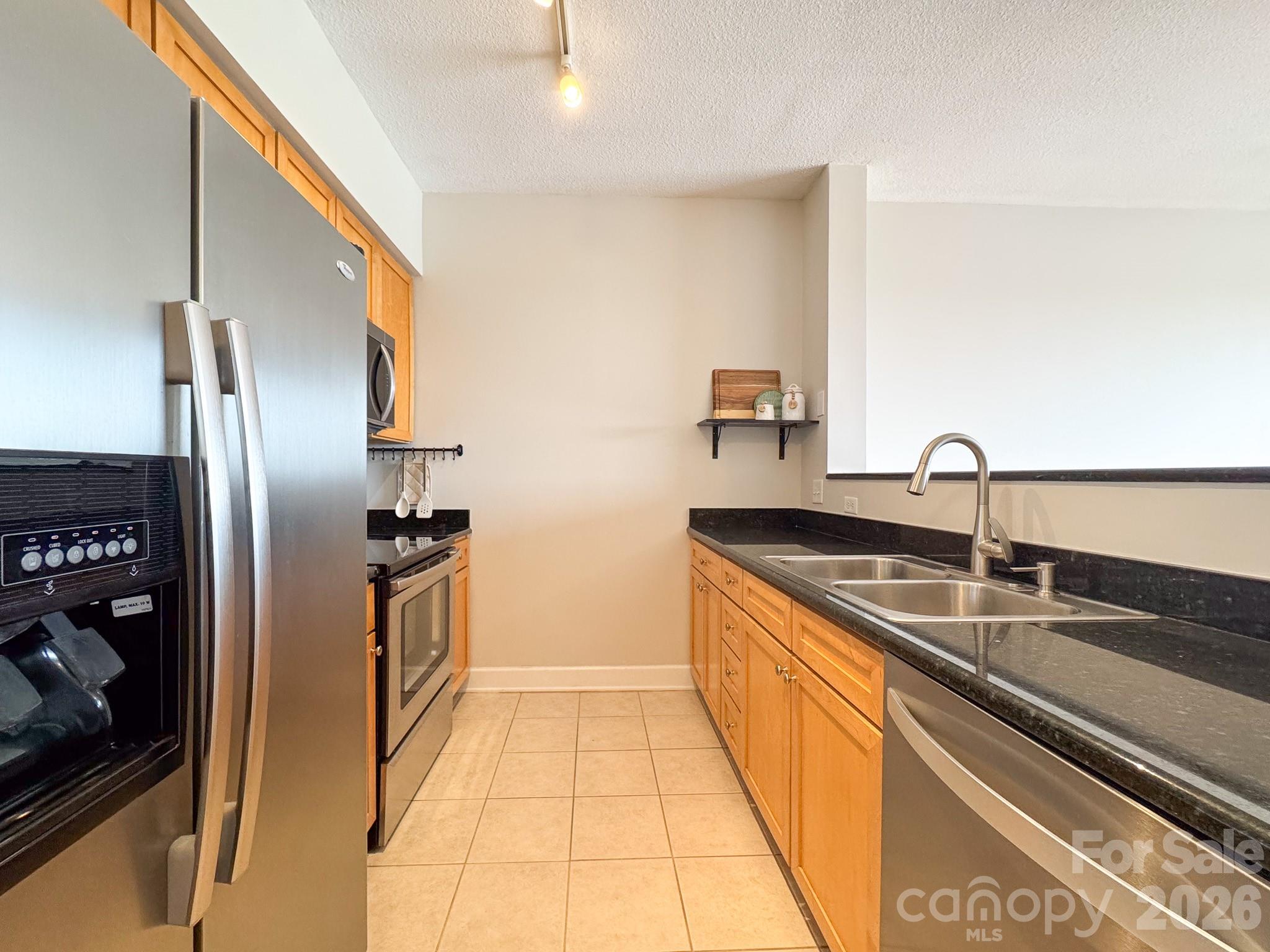Photo 7 of 1315 East Boulevard814, Charlotte, NC