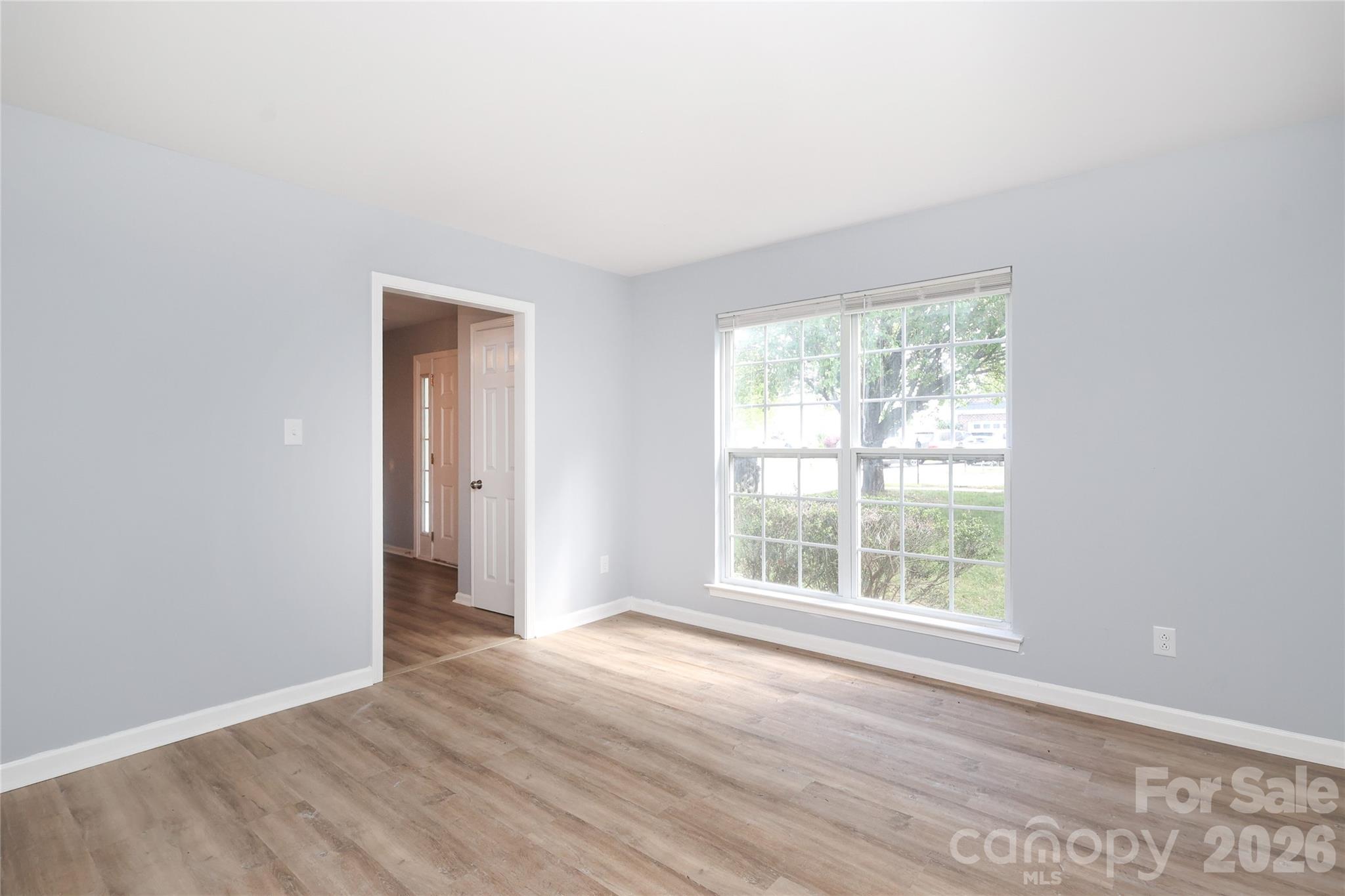 10910 Elm Bend Drive, Charlotte, NC - photo 7 of 41