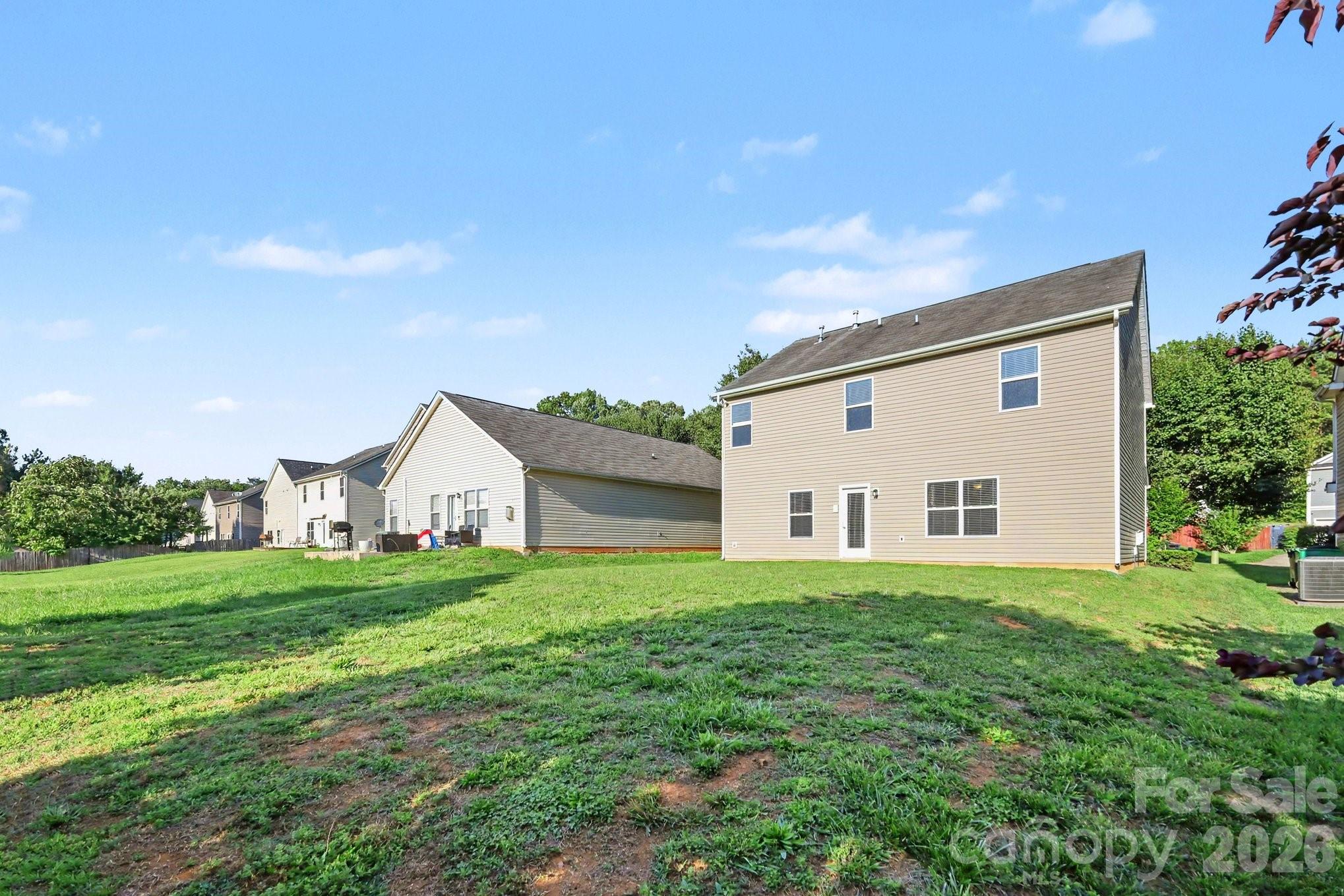 Photo 4 of 4615 Potters Glen Road, Charlotte, NC