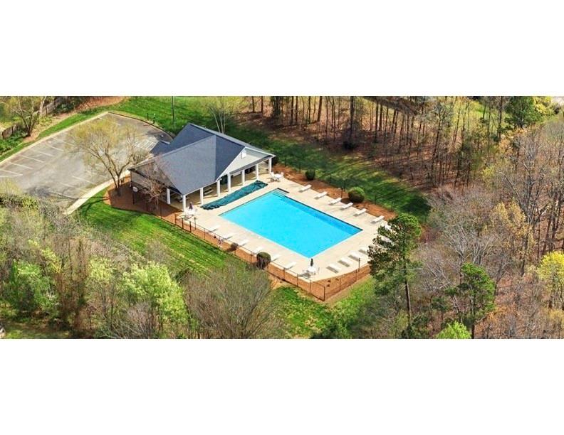 Photo 2 of 1528 Oakdale Green Drive, Charlotte, NC