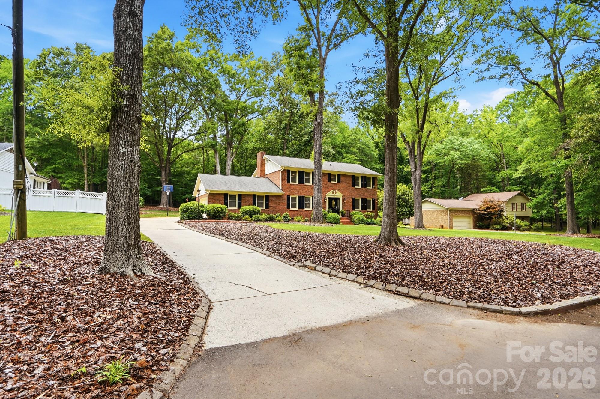 405 Hillcrest Drive, Harrisburg, NC - photo 3 of 46