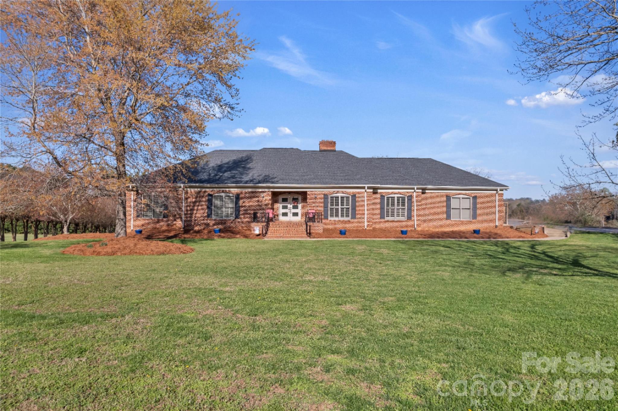 Exterior of 2207 Peninsula Avenue, Shelby, NC
