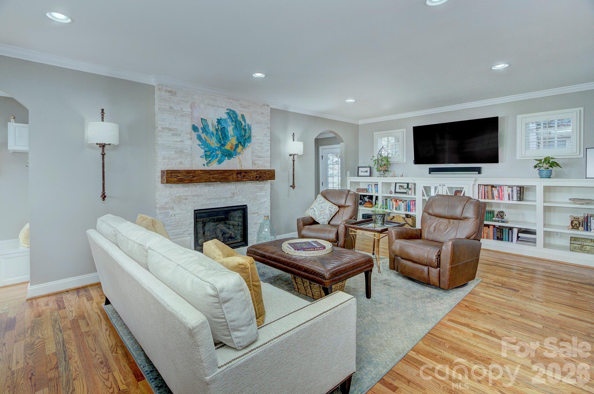 1825 Lombardy Circle, Charlotte, NC - photo 4 of 49
