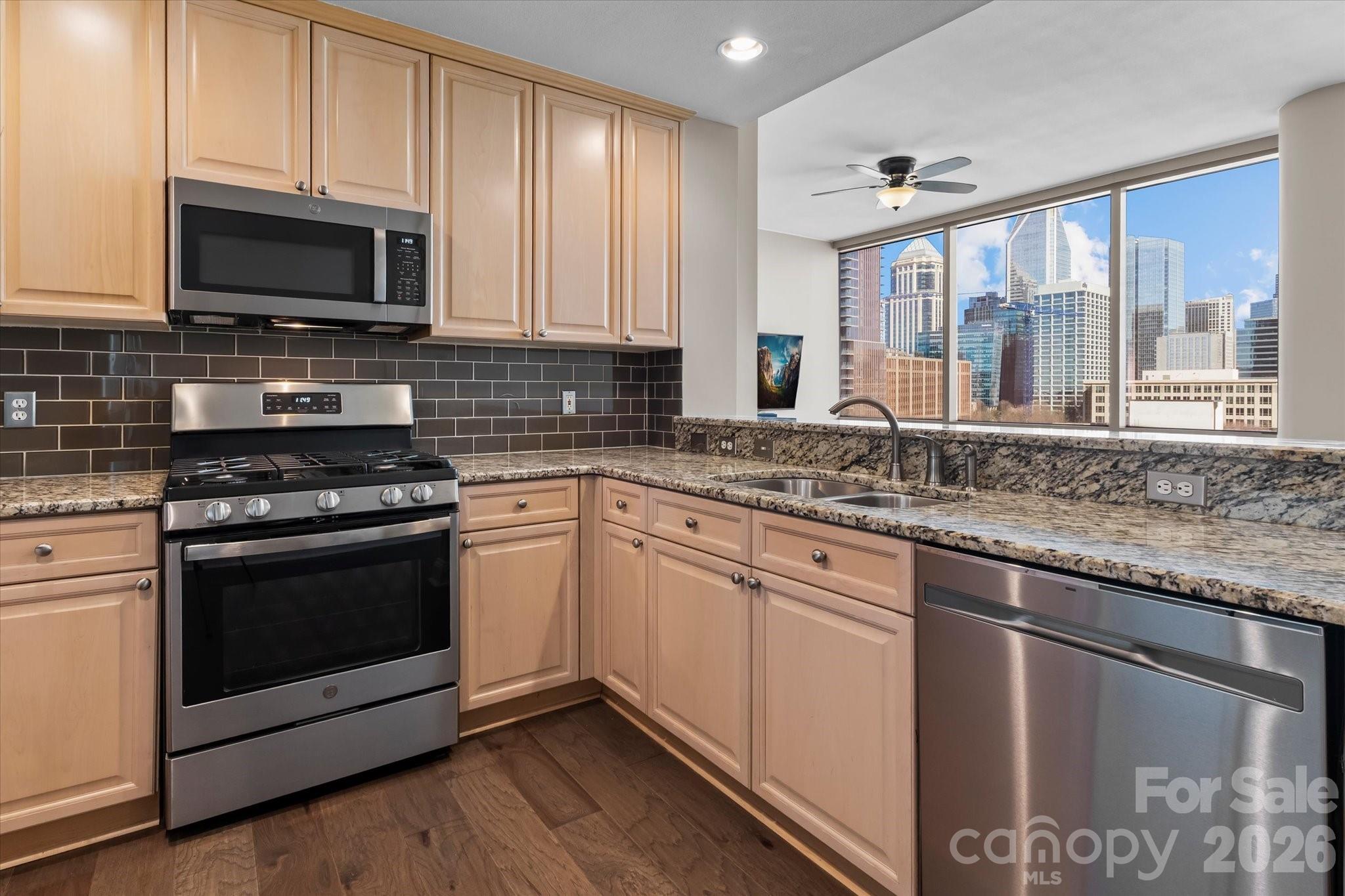 Photo 10 of 315 Arlington Avenue906, Charlotte, NC