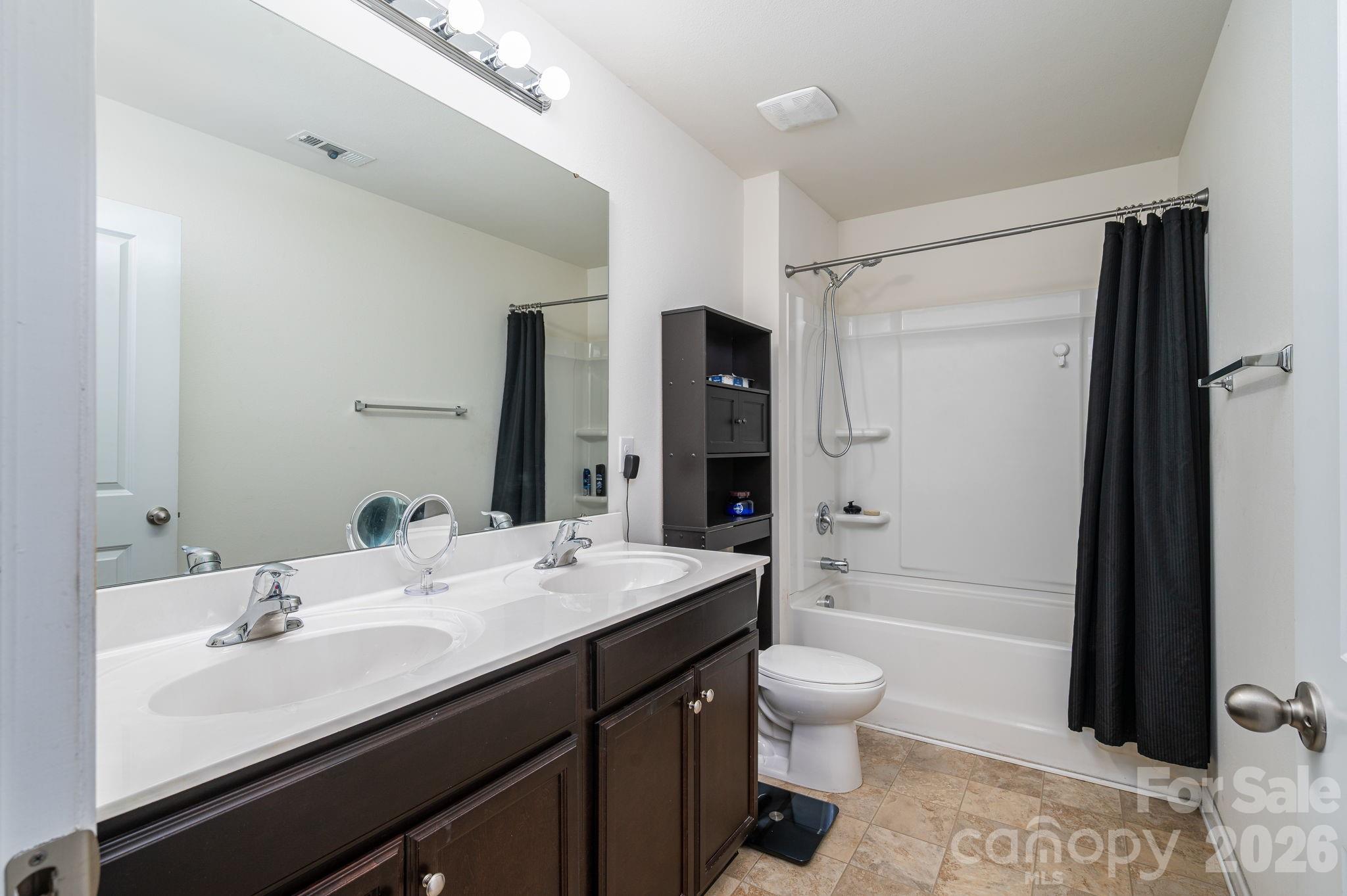 2818 Easton Knoll Drive, Dallas, NC - photo 28 of 48