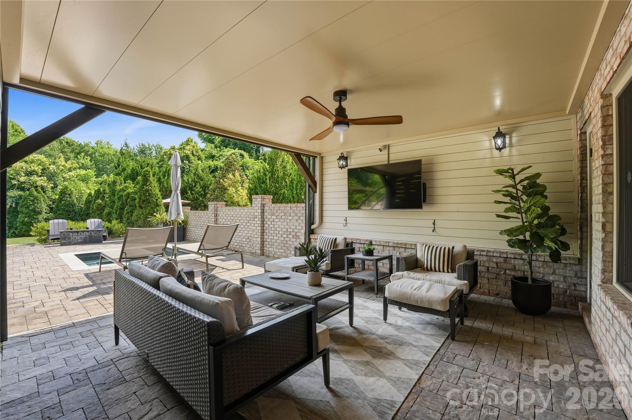 Photo 40 of 812 Ideal Way, Charlotte, NC