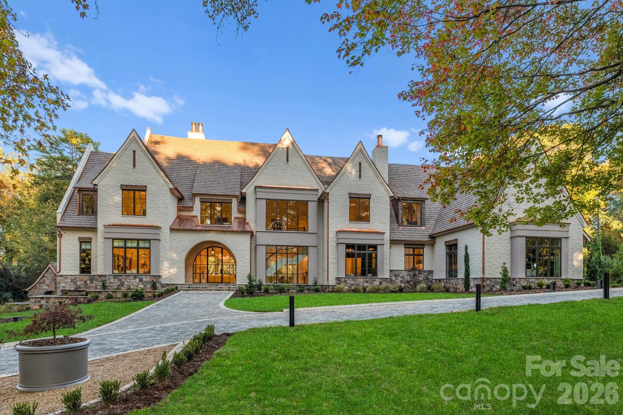 433 Highland Forest Drive, Charlotte, NC
