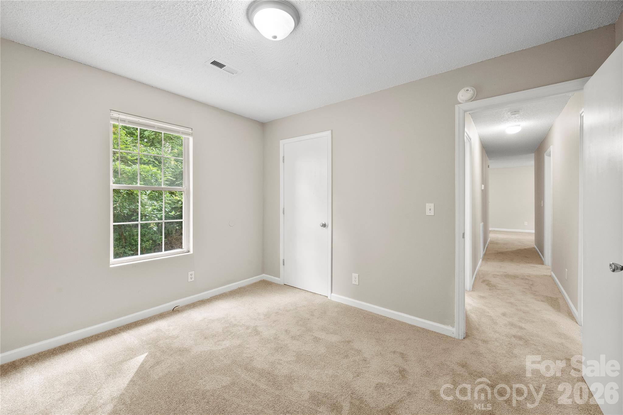 Photo 4 of 4525 Rolling Hill Drive, Charlotte, NC
