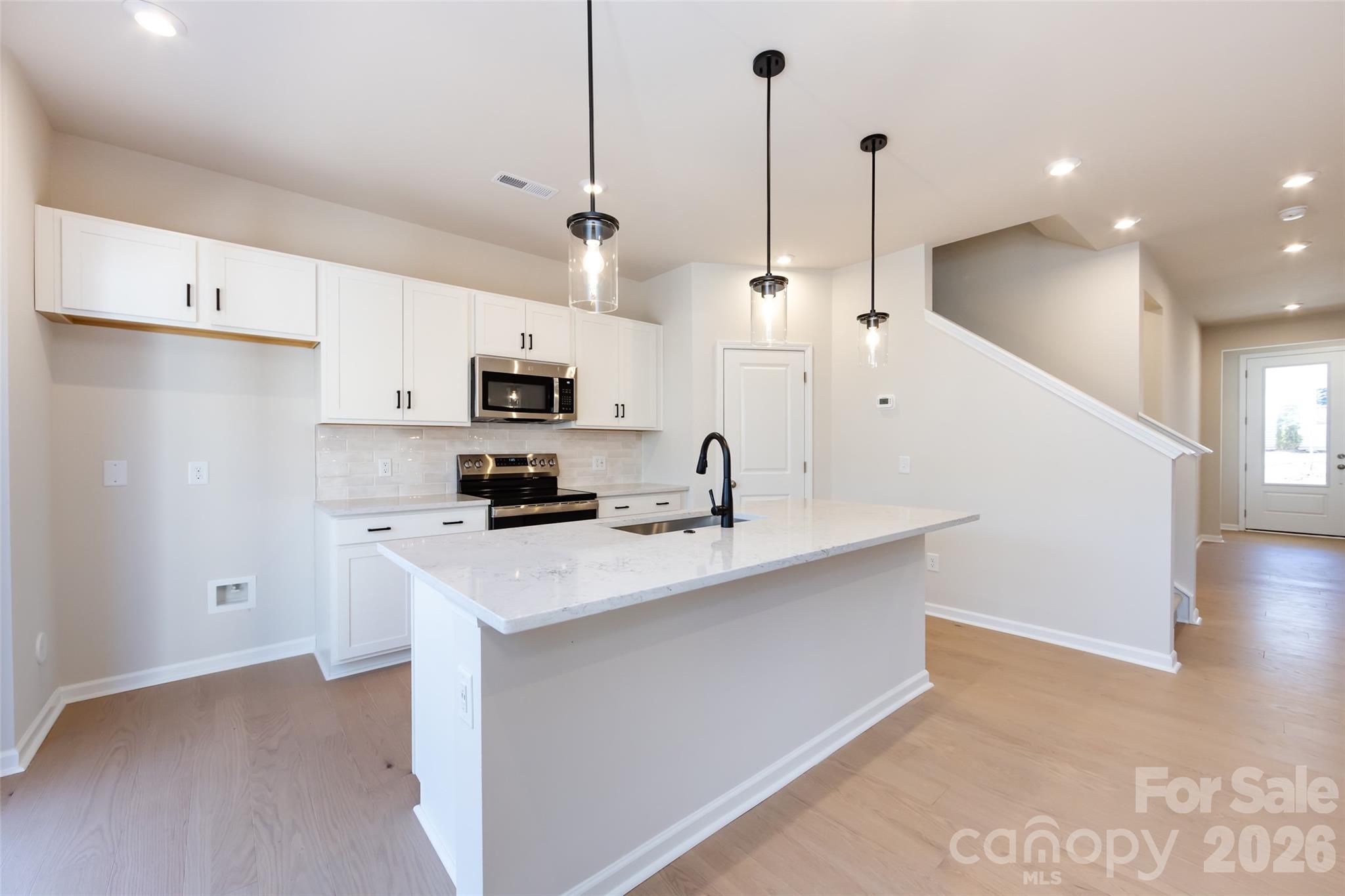 Photo 9 of 6005 Longar Lane, Charlotte, NC