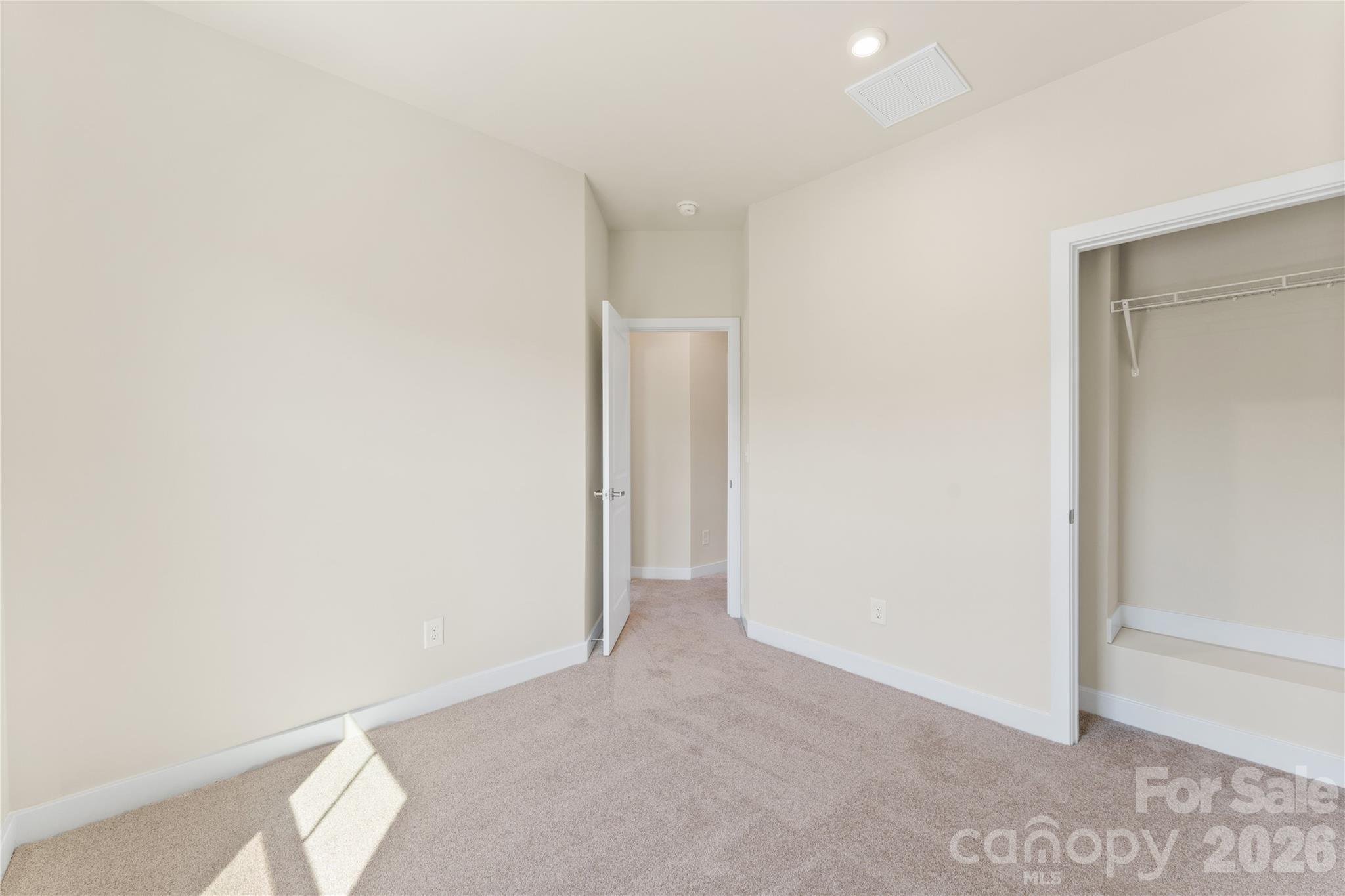Photo 14 of 6004 Blue Ridge Oak Road, Charlotte, NC
