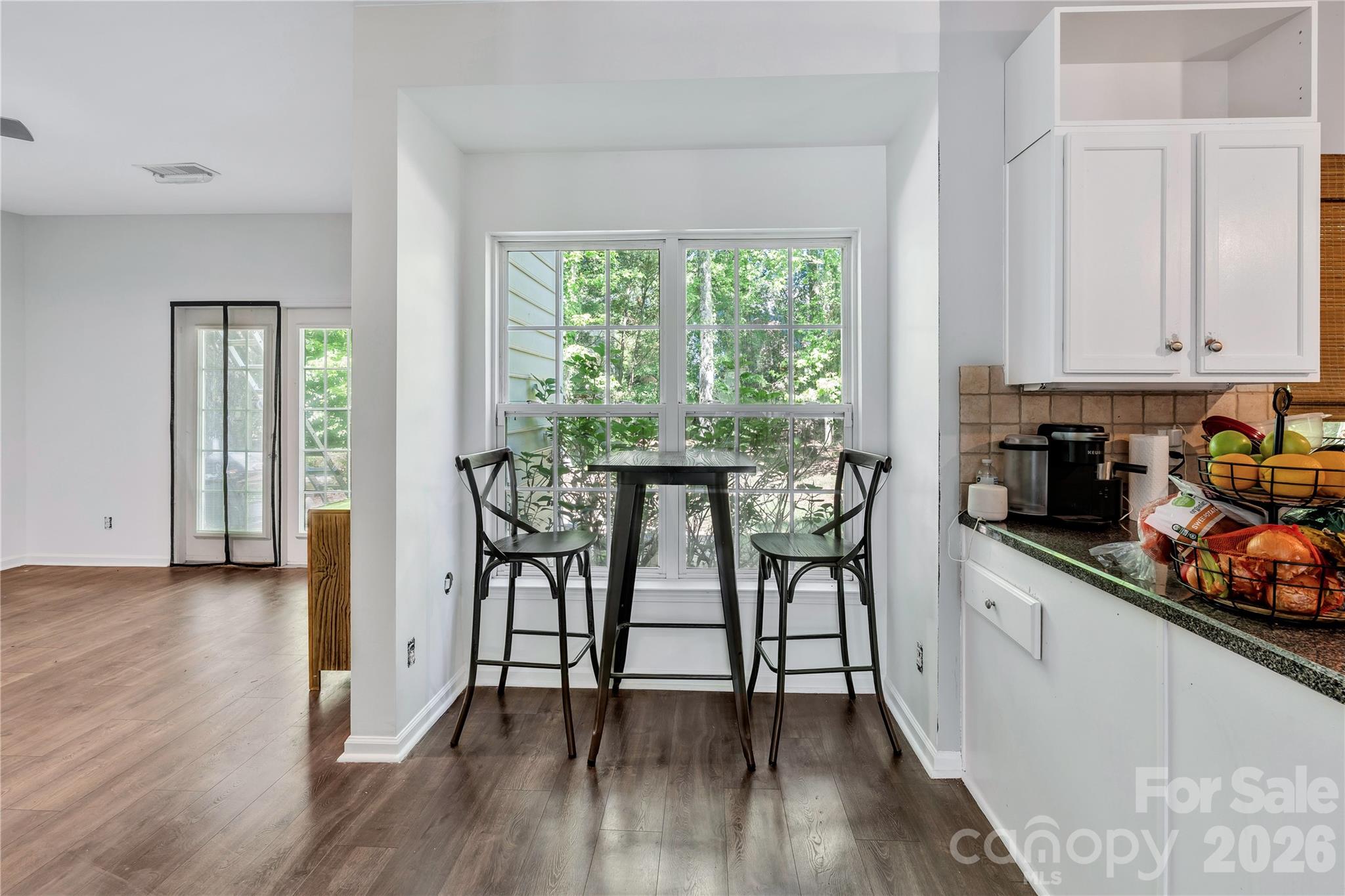 9423 Willow Tree Lane, Charlotte, NC - photo 3 of 30