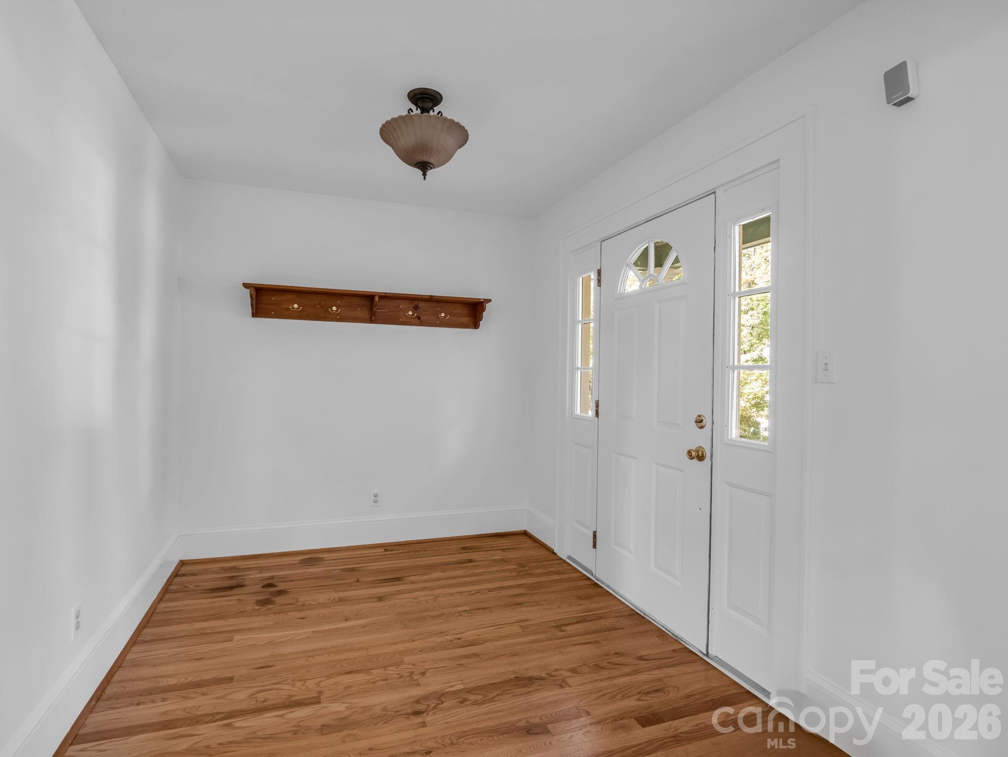 1534 Kensington Road, Hendersonville, NC - photo 8 of 44