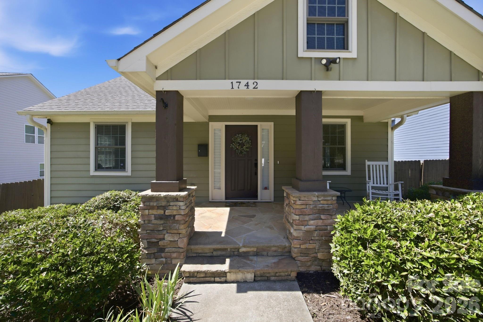 Photo 23 of 1742 Dunkirk Drive, Charlotte, NC