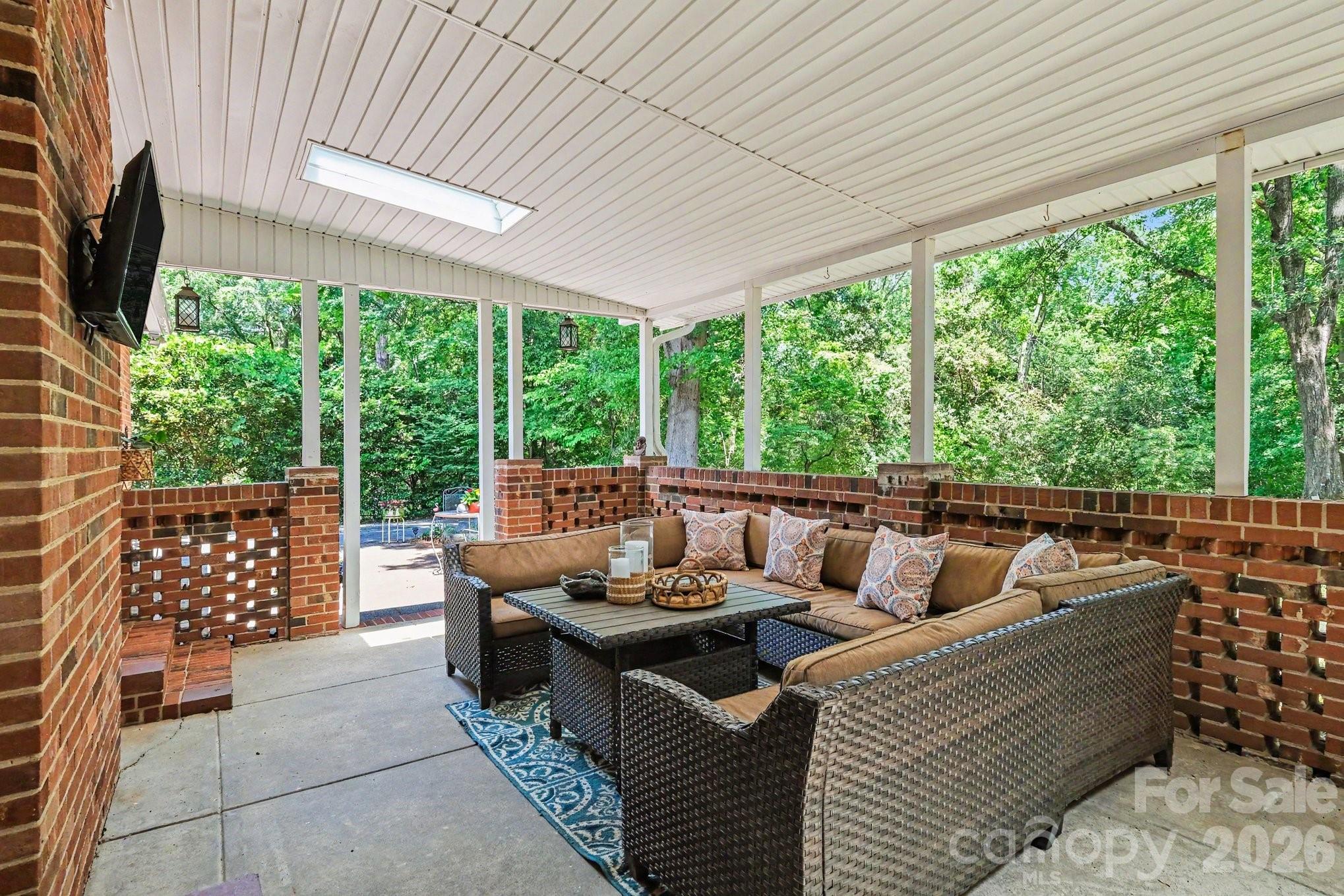 6641 Brookmeade Drive, Charlotte, NC - photo 27 of 32