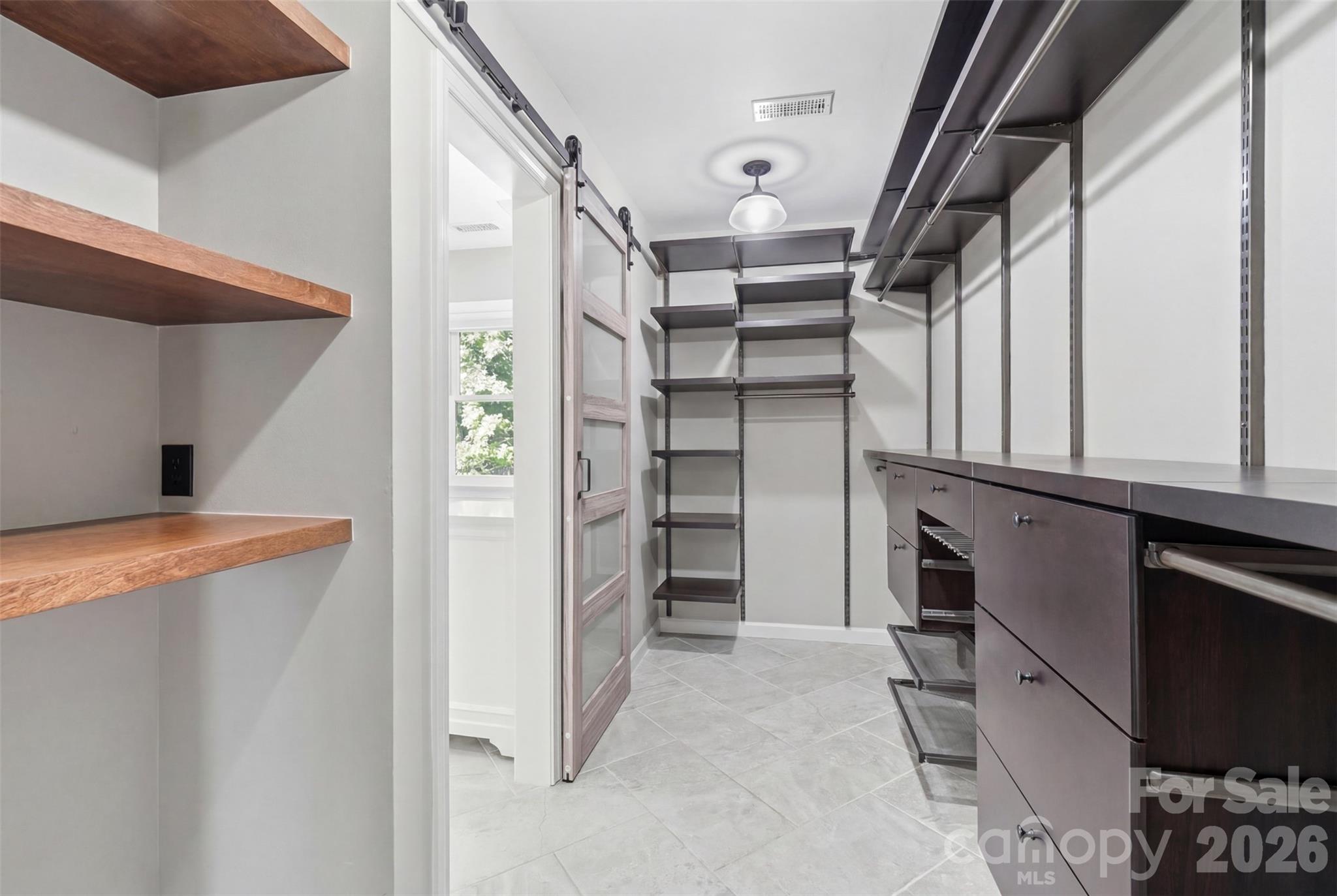 Photo 6 of 1112 Long Paw Lane, Charlotte, NC