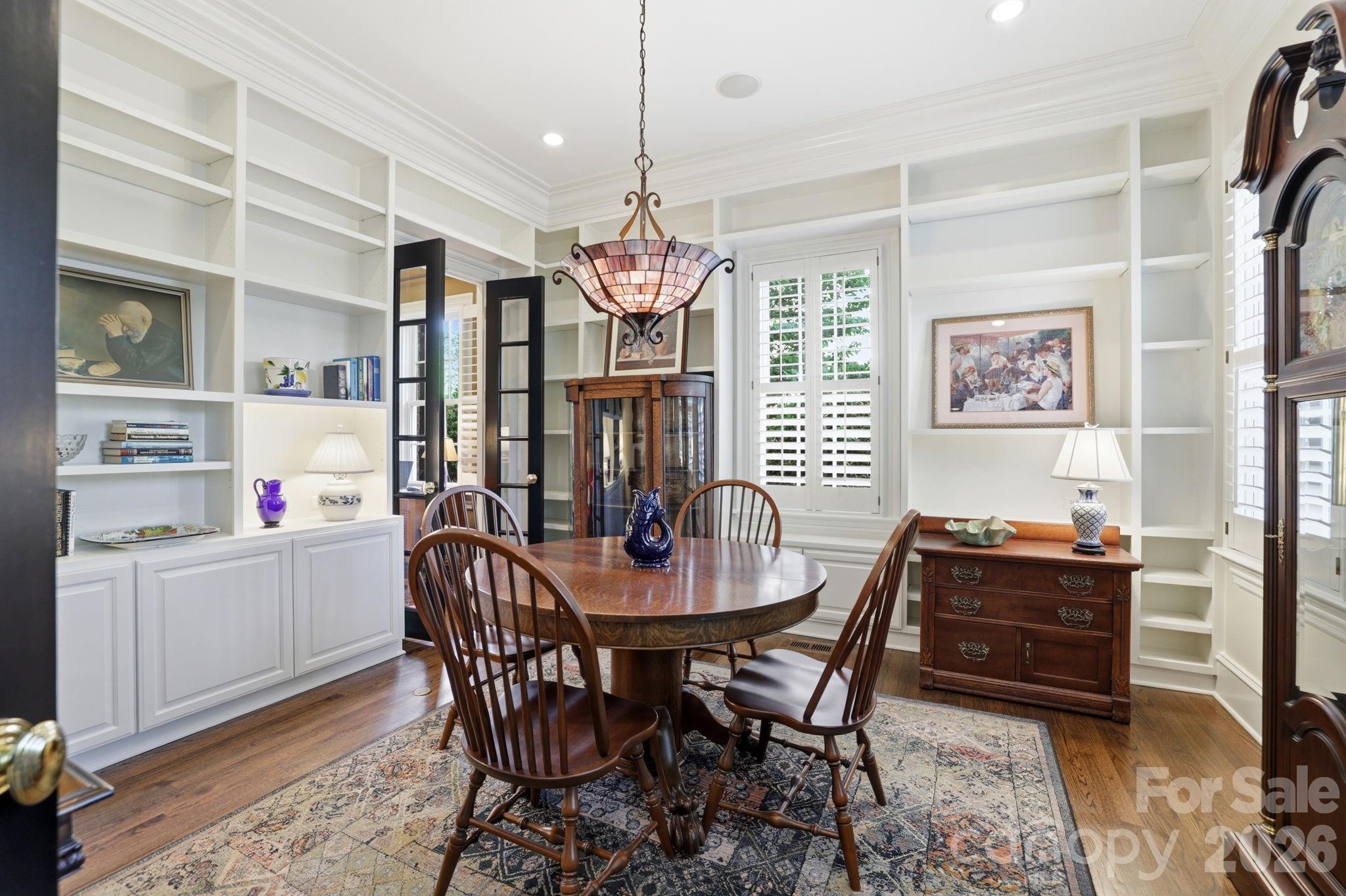 Photo 9 of 2044 Queens Road W, Charlotte, NC