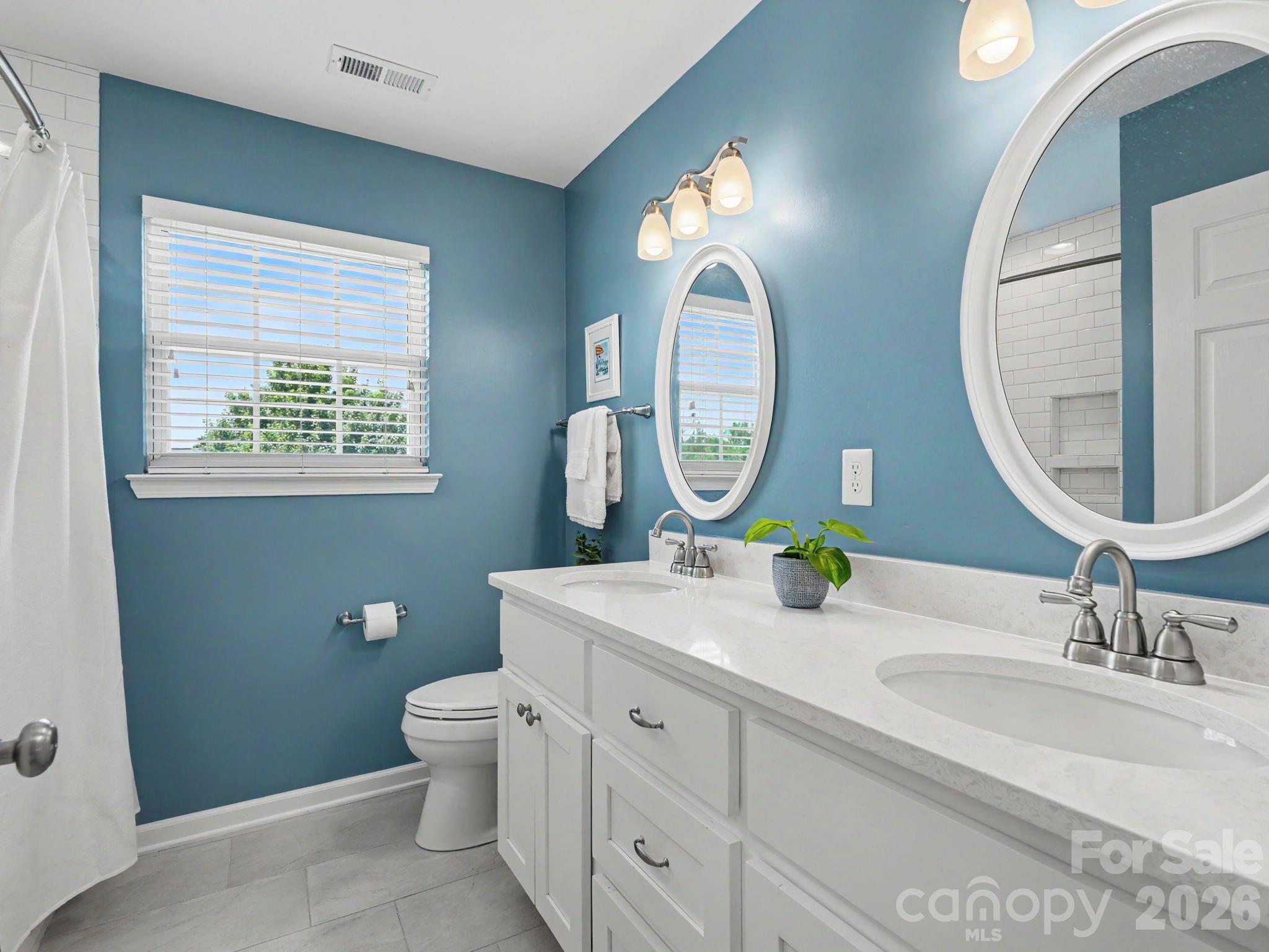 Home for sale at 15505 Robsart Court, Charlotte, NC — photo 30 of 48