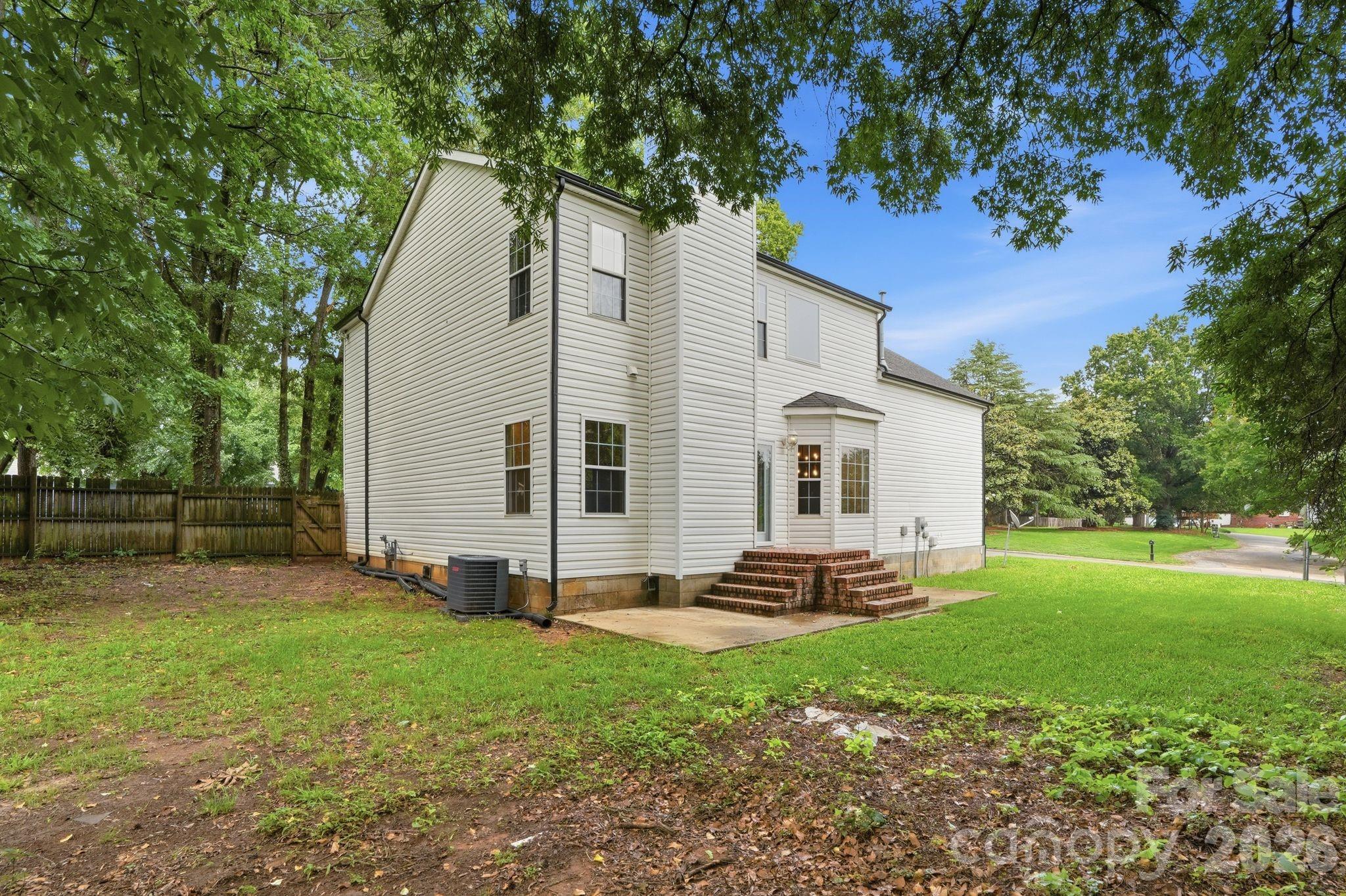 Photo 34 of 5846 Hanna Court, Charlotte, NC