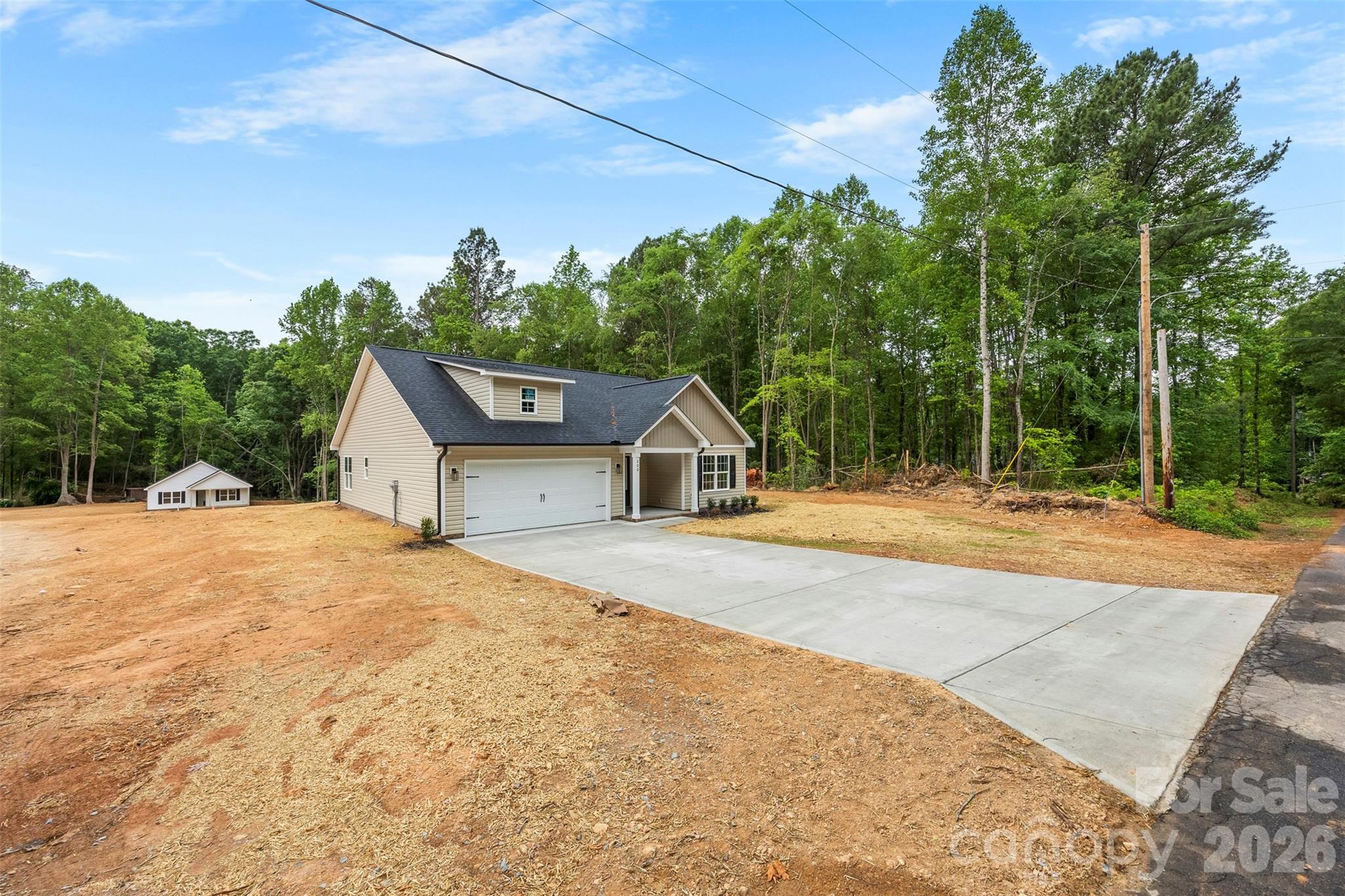 Photo 4 of 200 Knollwood Circle, Albemarle, NC