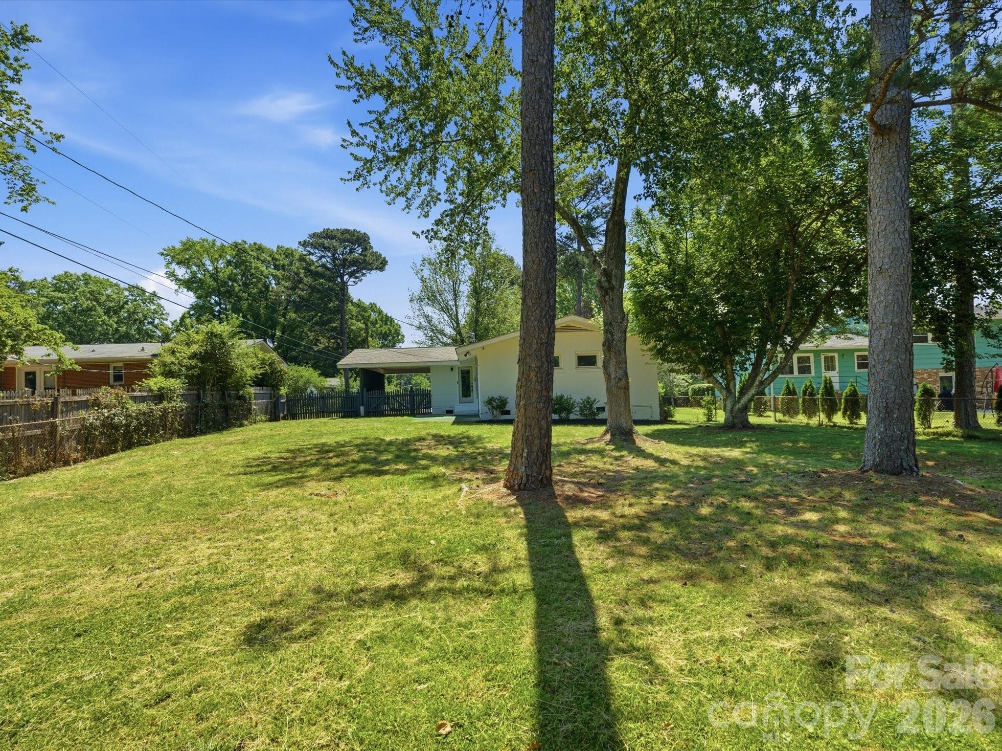 Photo 42 of 3633 Rosehaven Drive, Charlotte, NC