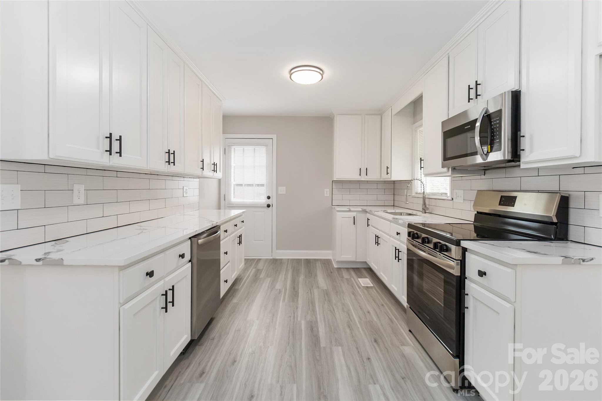 Photo 6 of 6726 Barrington Drive, Charlotte, NC