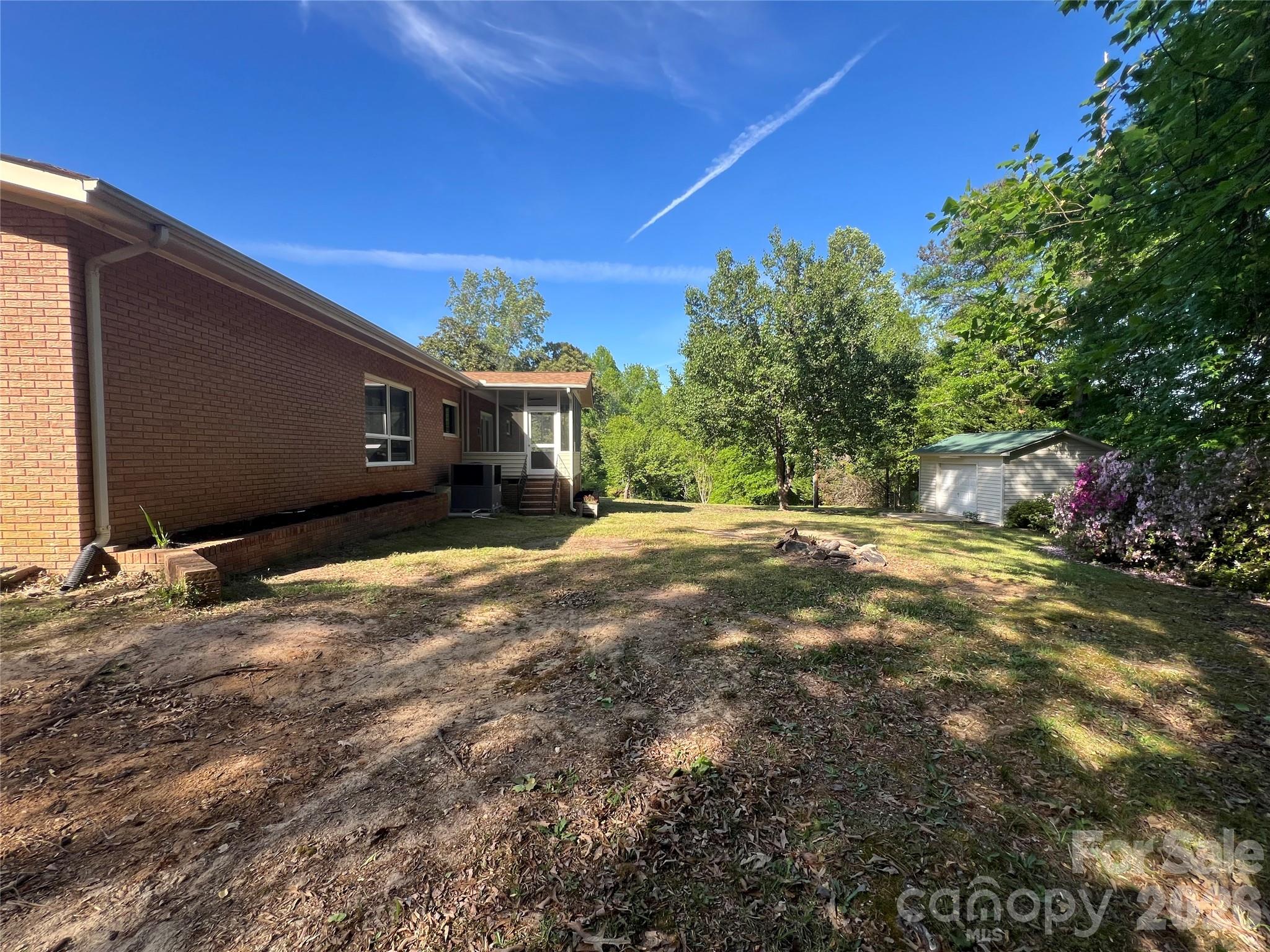 280 Raintree Road, Great Falls, SC - photo 9 of 43