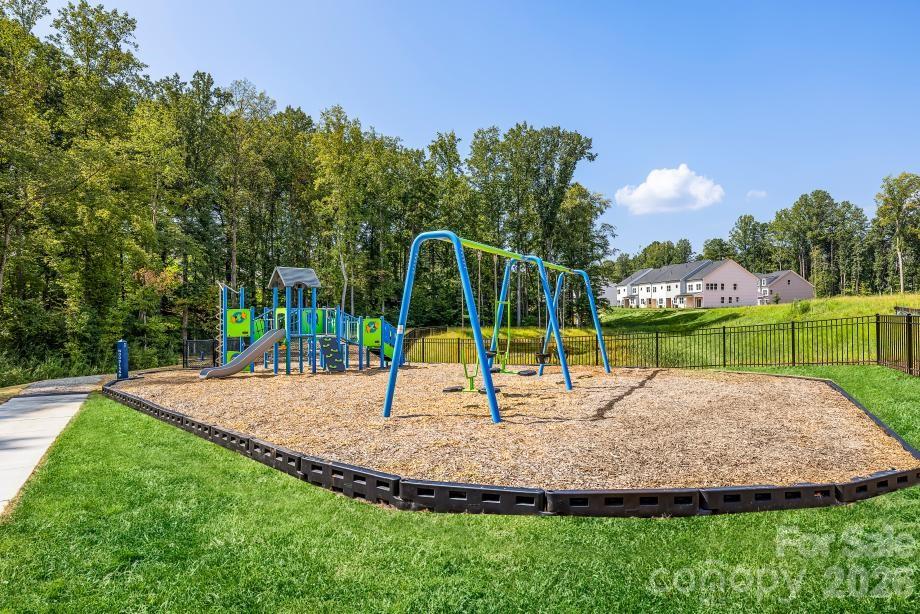Photo 14 of 3216 Finchborough Court261, Charlotte, NC