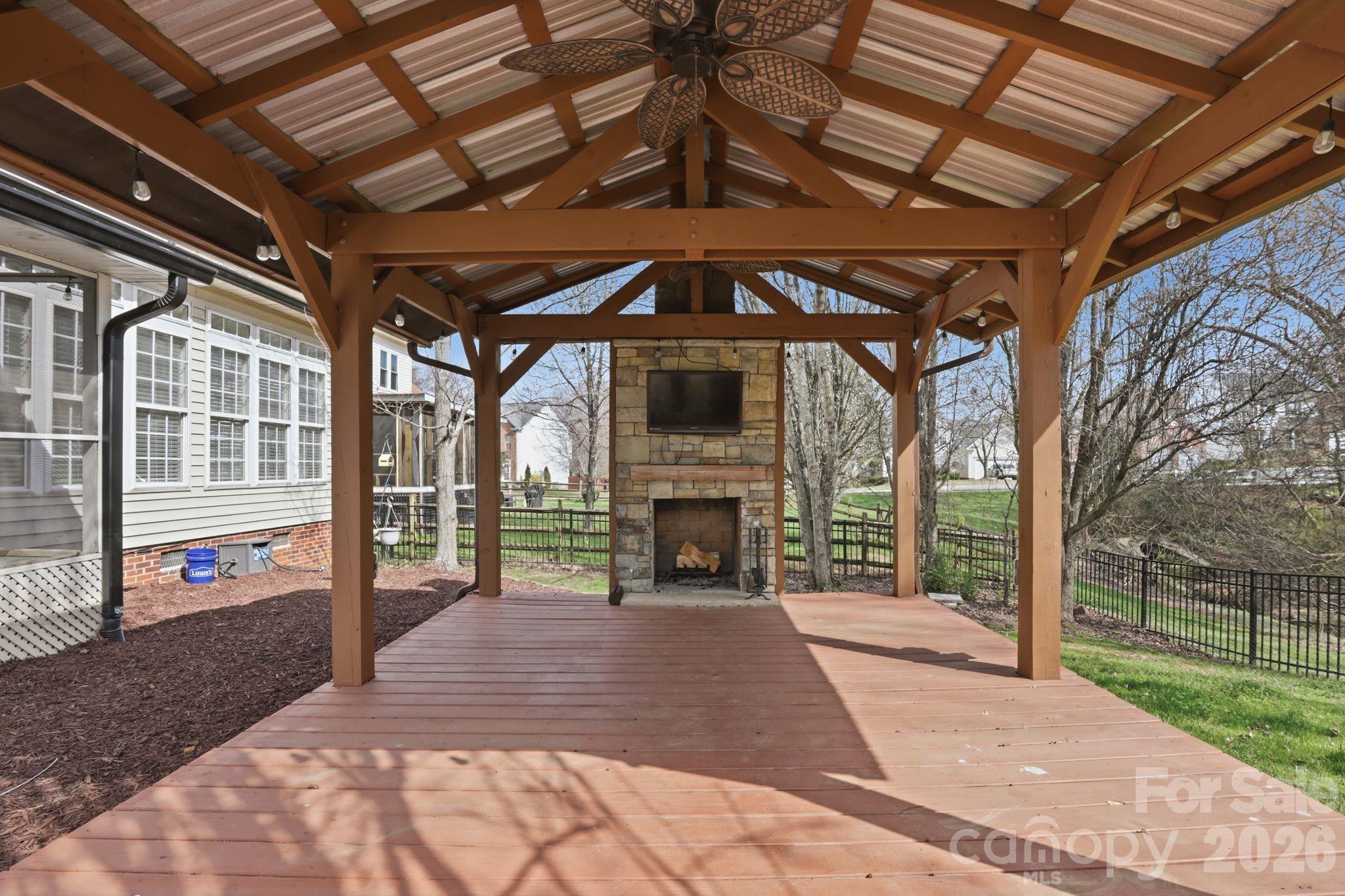 Photo 39 of 3909 Meadow Green Drive, Charlotte, NC