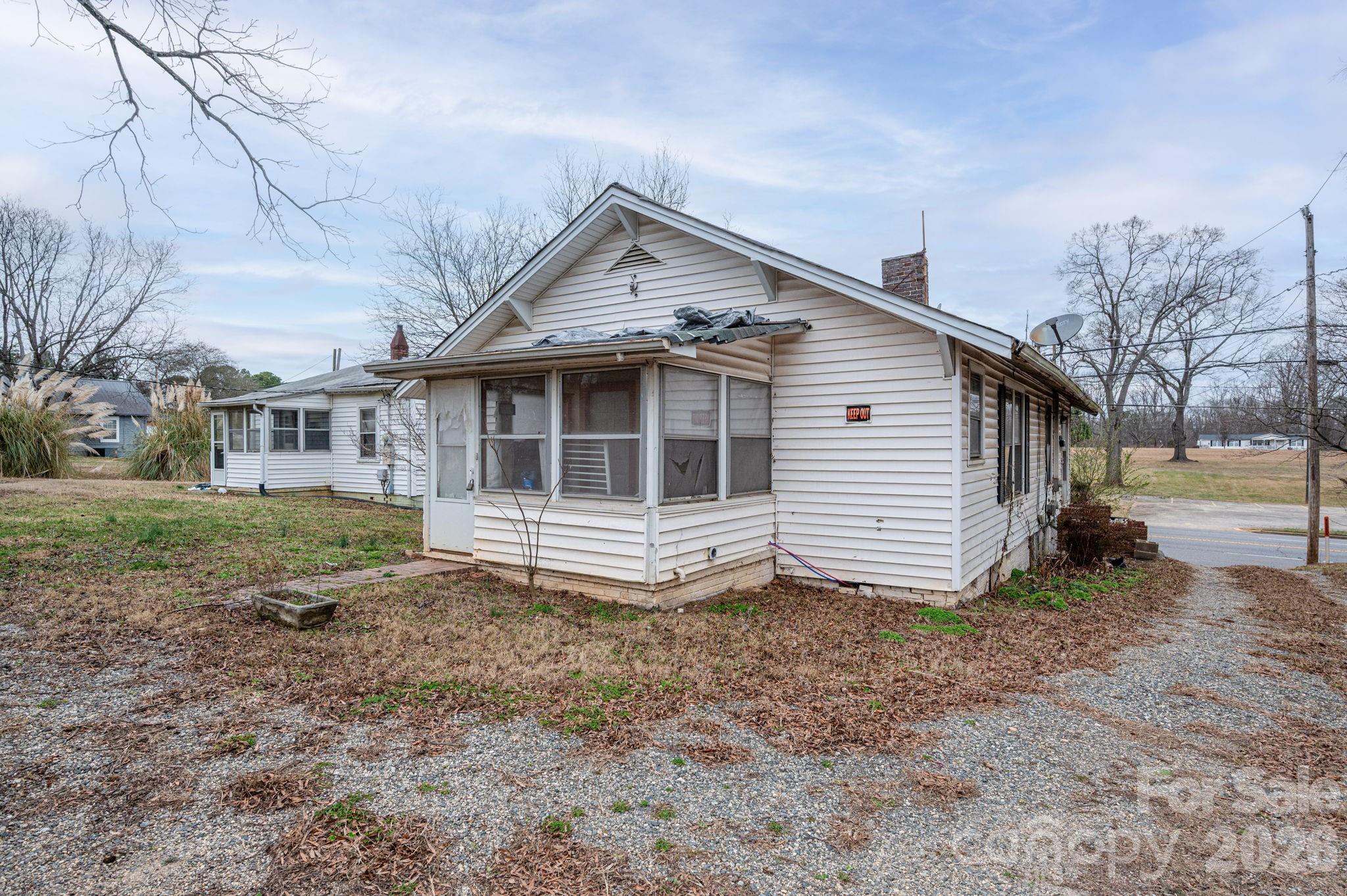 Photo 3 of 2784 E Nc 27 Highway, Lincolnton, NC