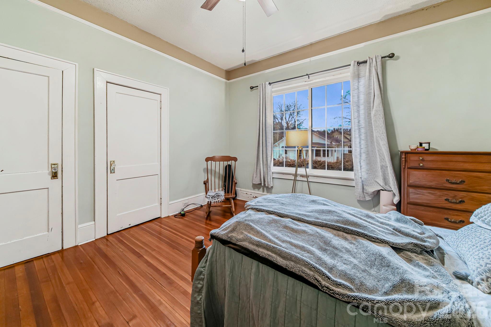 707 S York Street, Gastonia, NC - photo 25 of 39