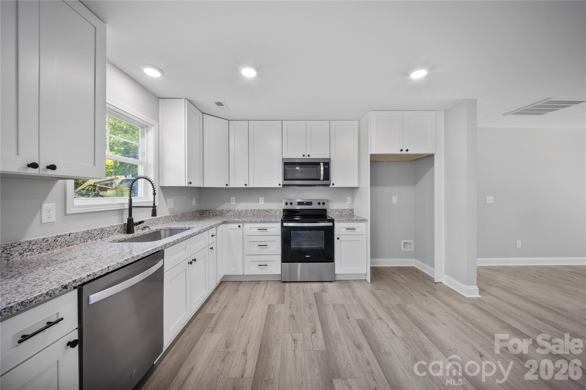 303 W 9th Street, Kannapolis, NC - photo 8 of 21