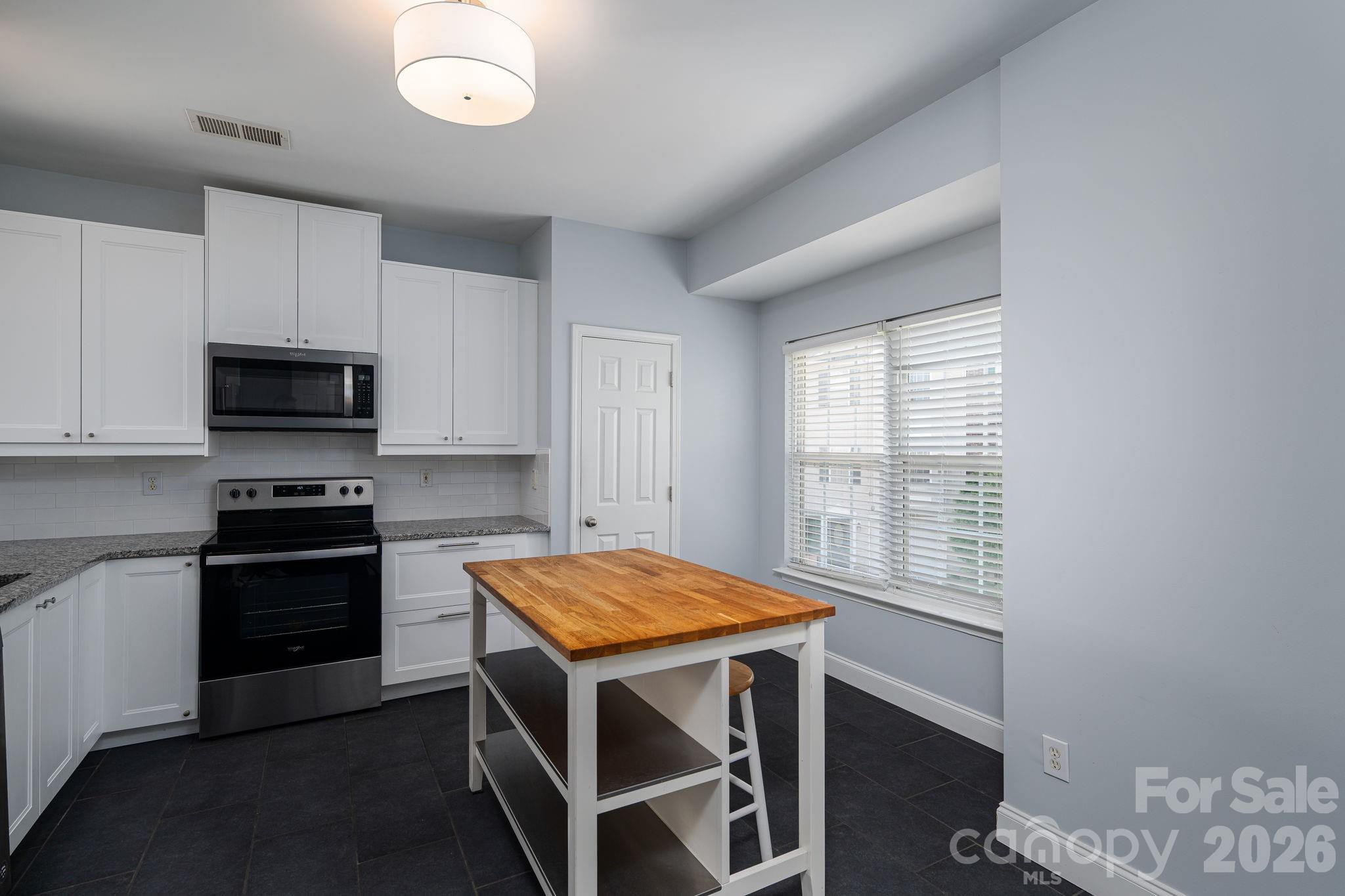 304 Rock Ridge Lane, Mount Holly, NC - photo 14 of 38