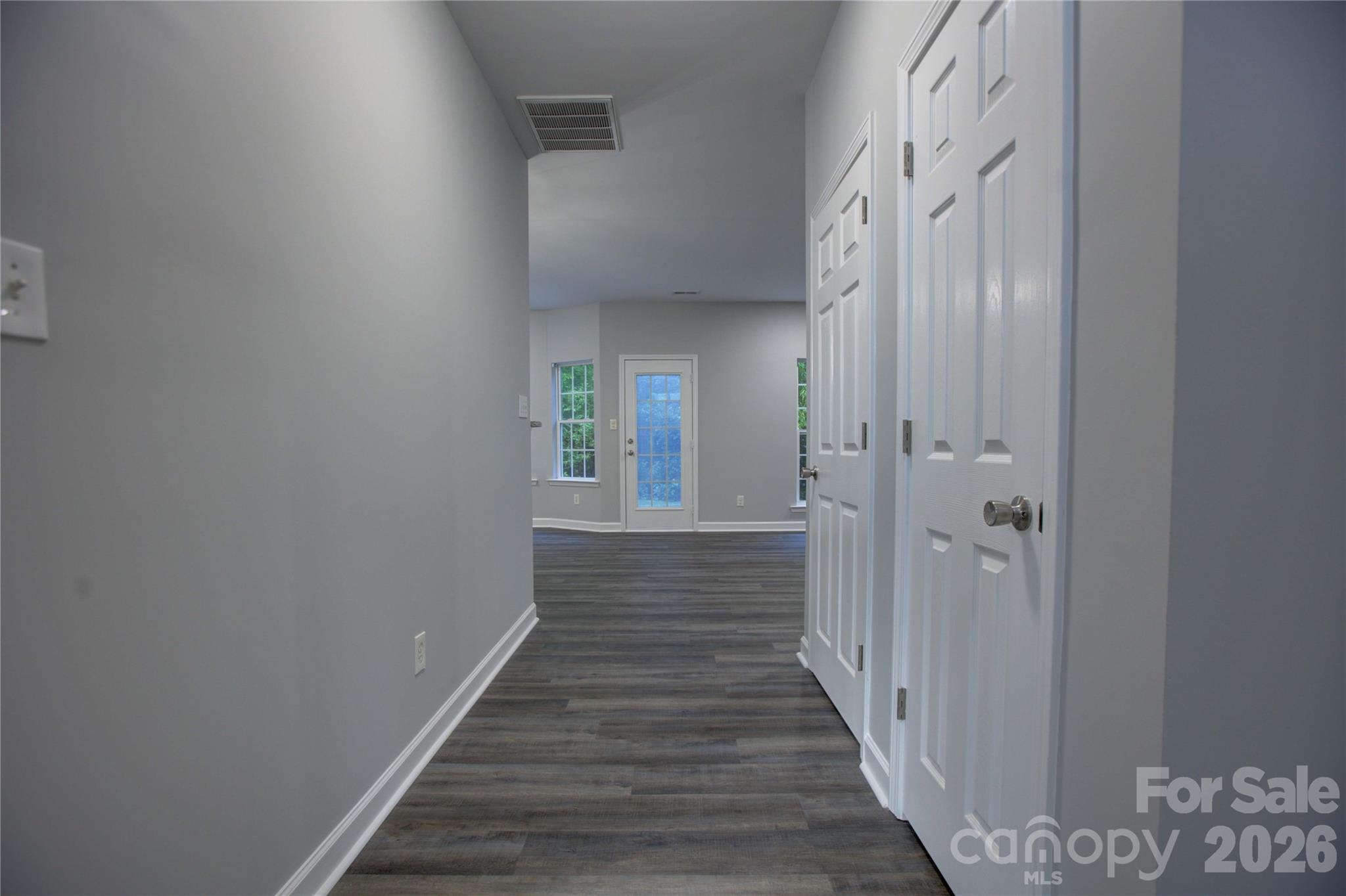Photo 6 of 520 Grantham Lane, Charlotte, NC