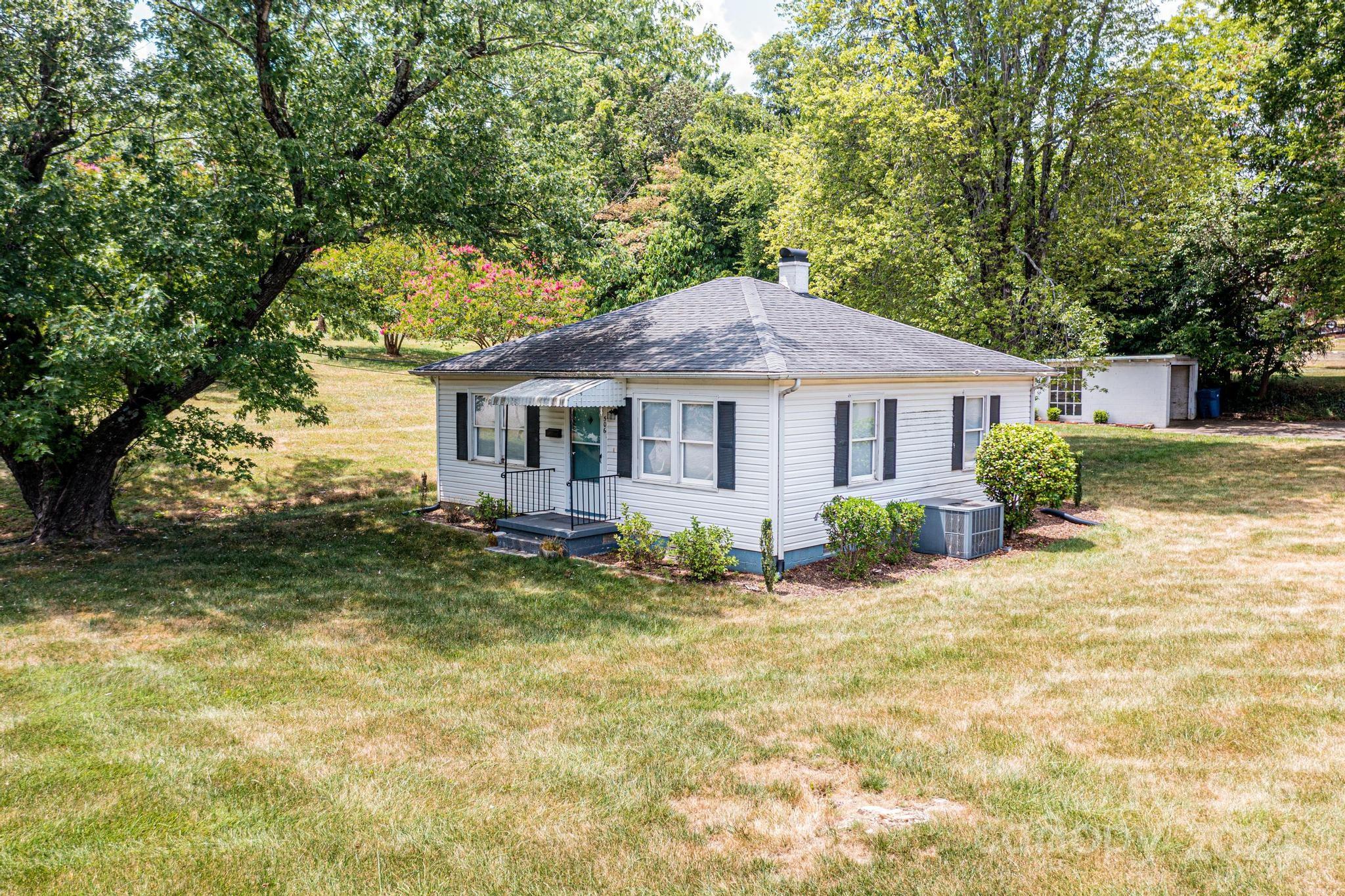 Residential for sale in Hickory, North Carolina, 4163116