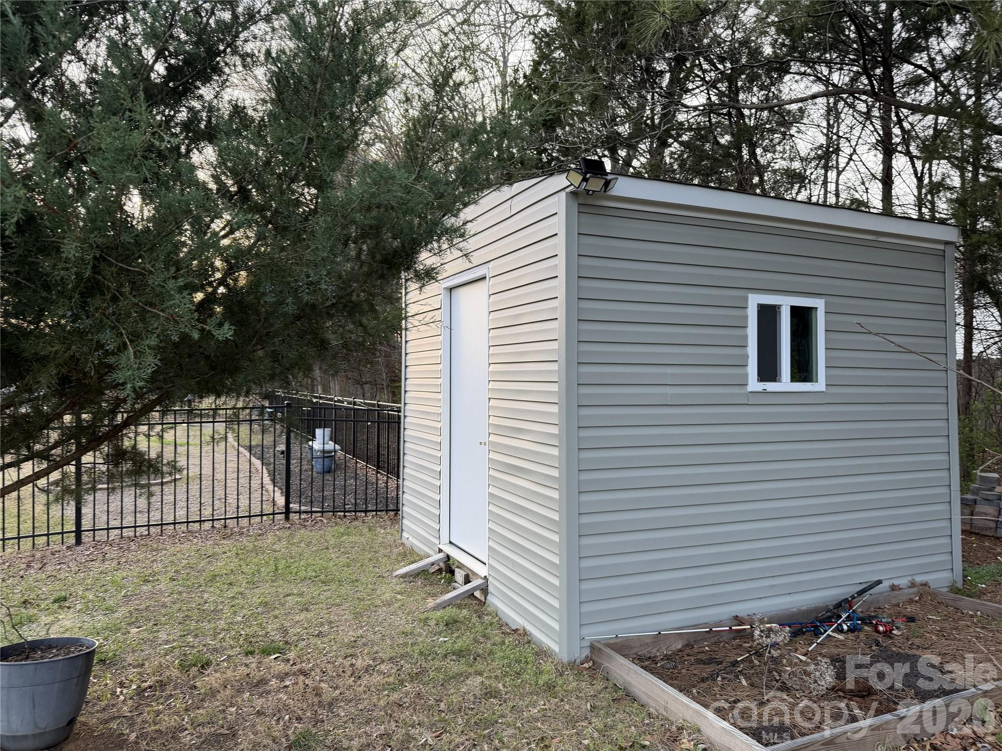 Photo 20 of 4621 Collingham Drive, Charlotte, NC