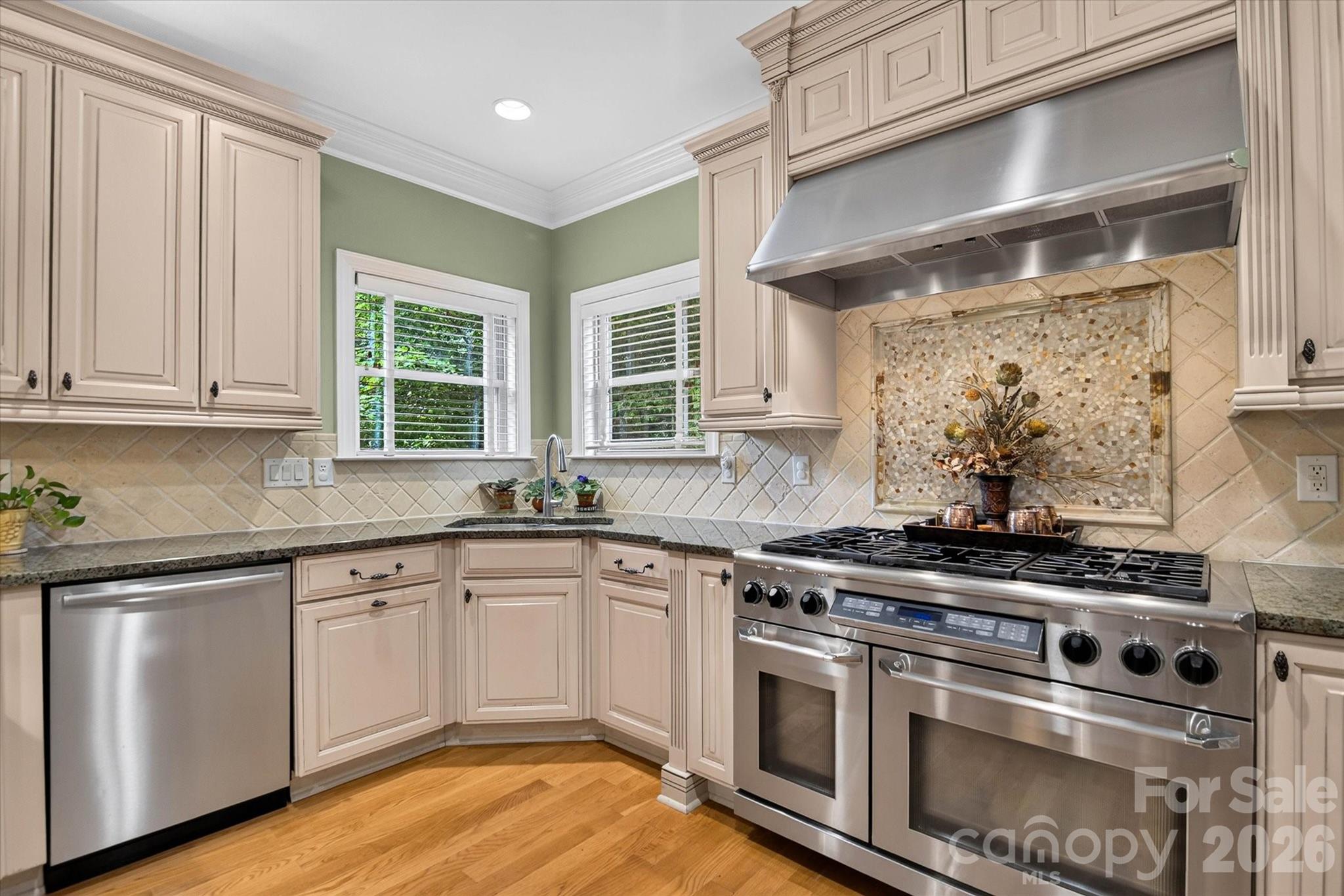 Photo 18 of 2929 Providence Trail Lane, Charlotte, NC