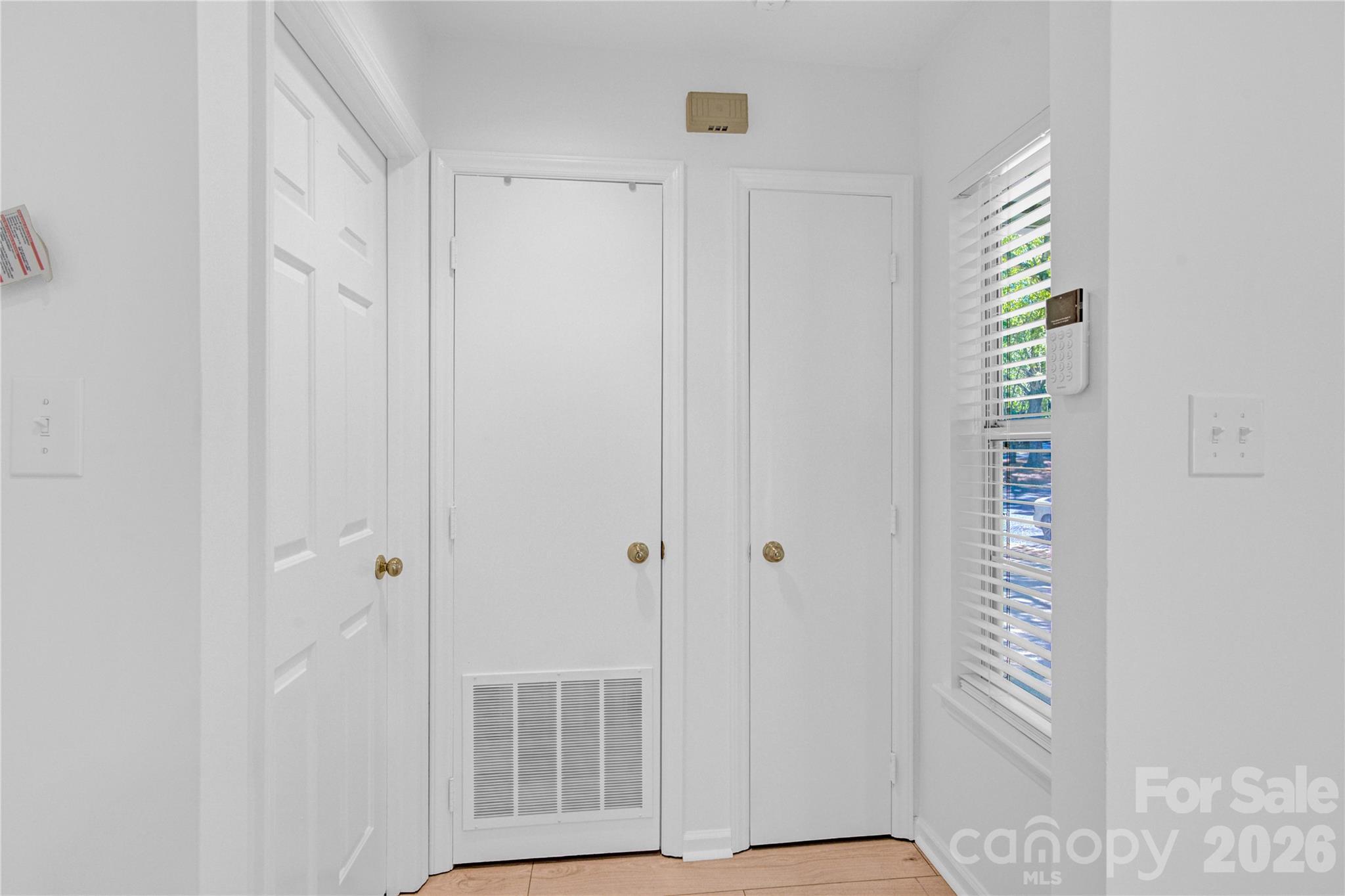 2734 Tiergarten Lane, Charlotte, NC - photo 14 of 36