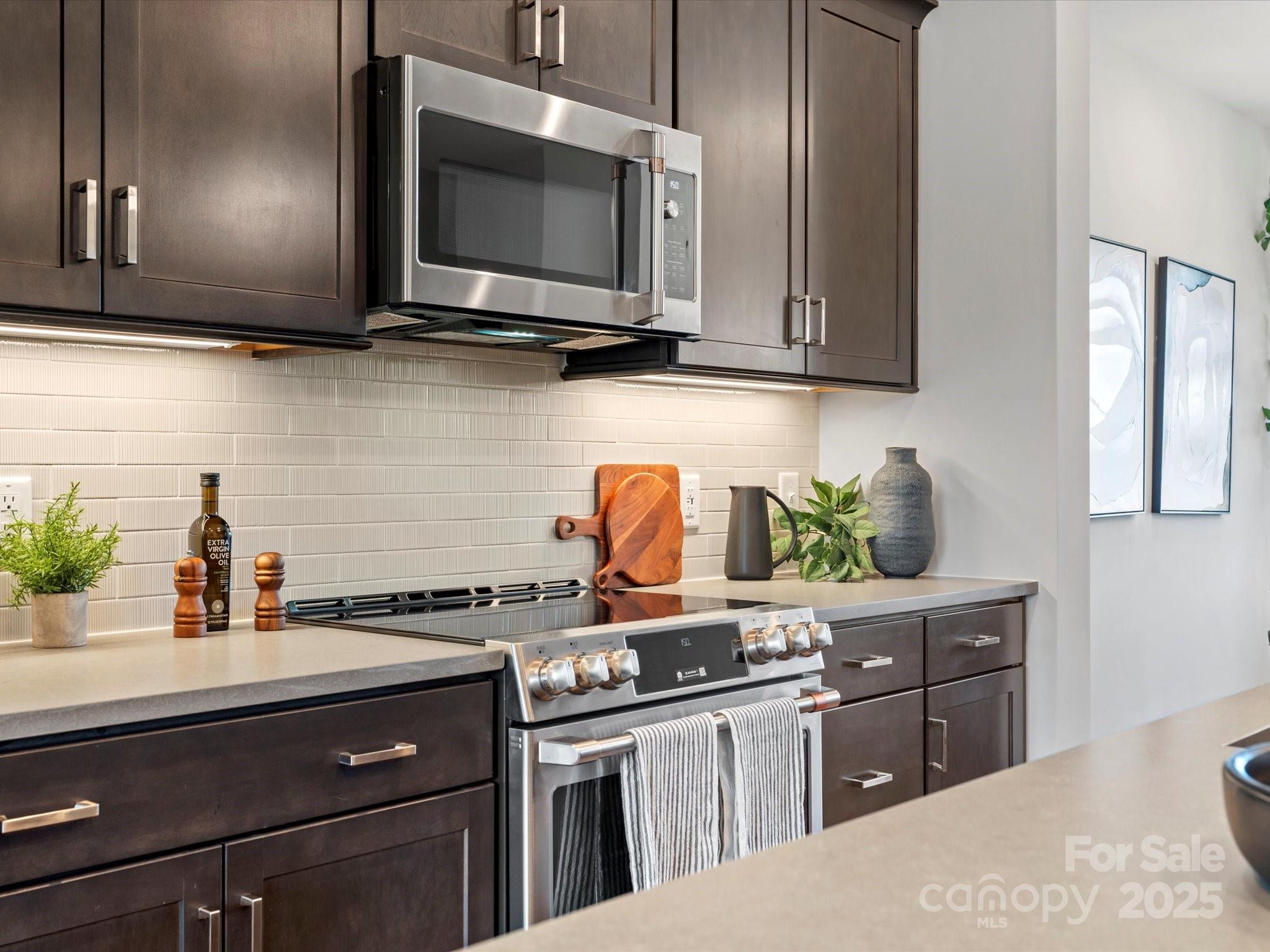 Photo 6 of 5032 Beirut Drive, Charlotte, NC