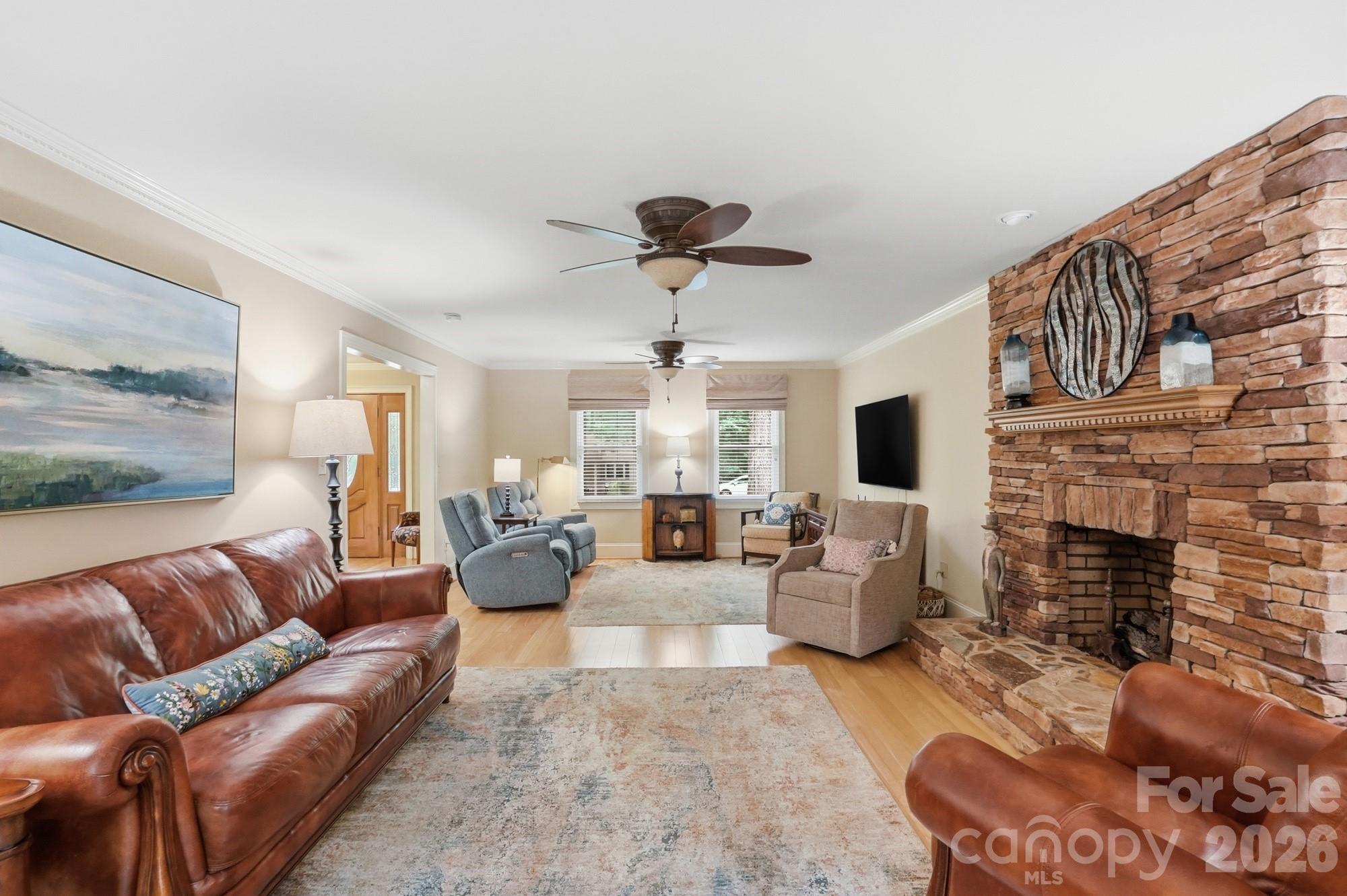 405 Hillcrest Drive, Harrisburg, NC - photo 7 of 46