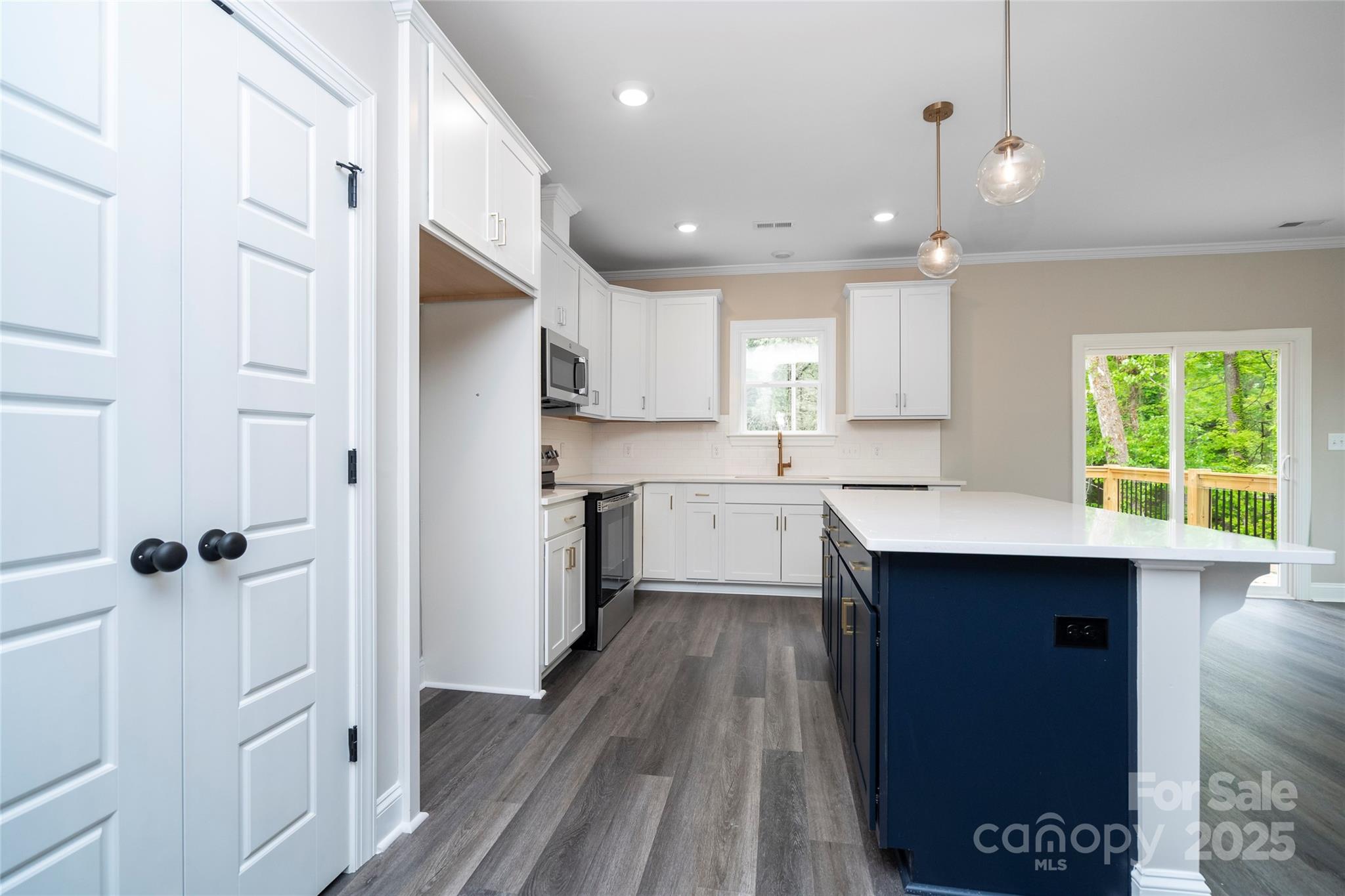 Photo 11 of 1721 Balfour Lane, Charlotte, NC