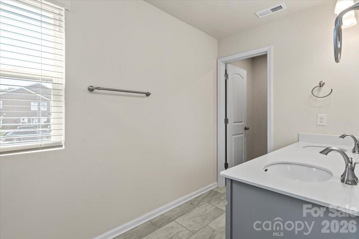 Photo 23 of 4529 Iron Oak Lane, Charlotte, NC