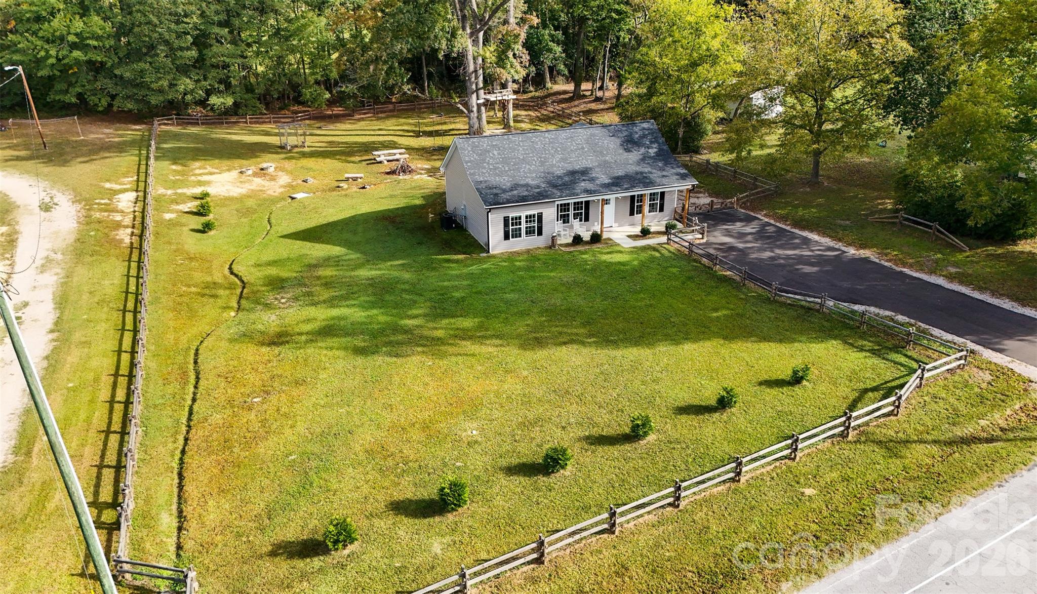 214 W Church Street, Jefferson, SC - photo 2 of 39